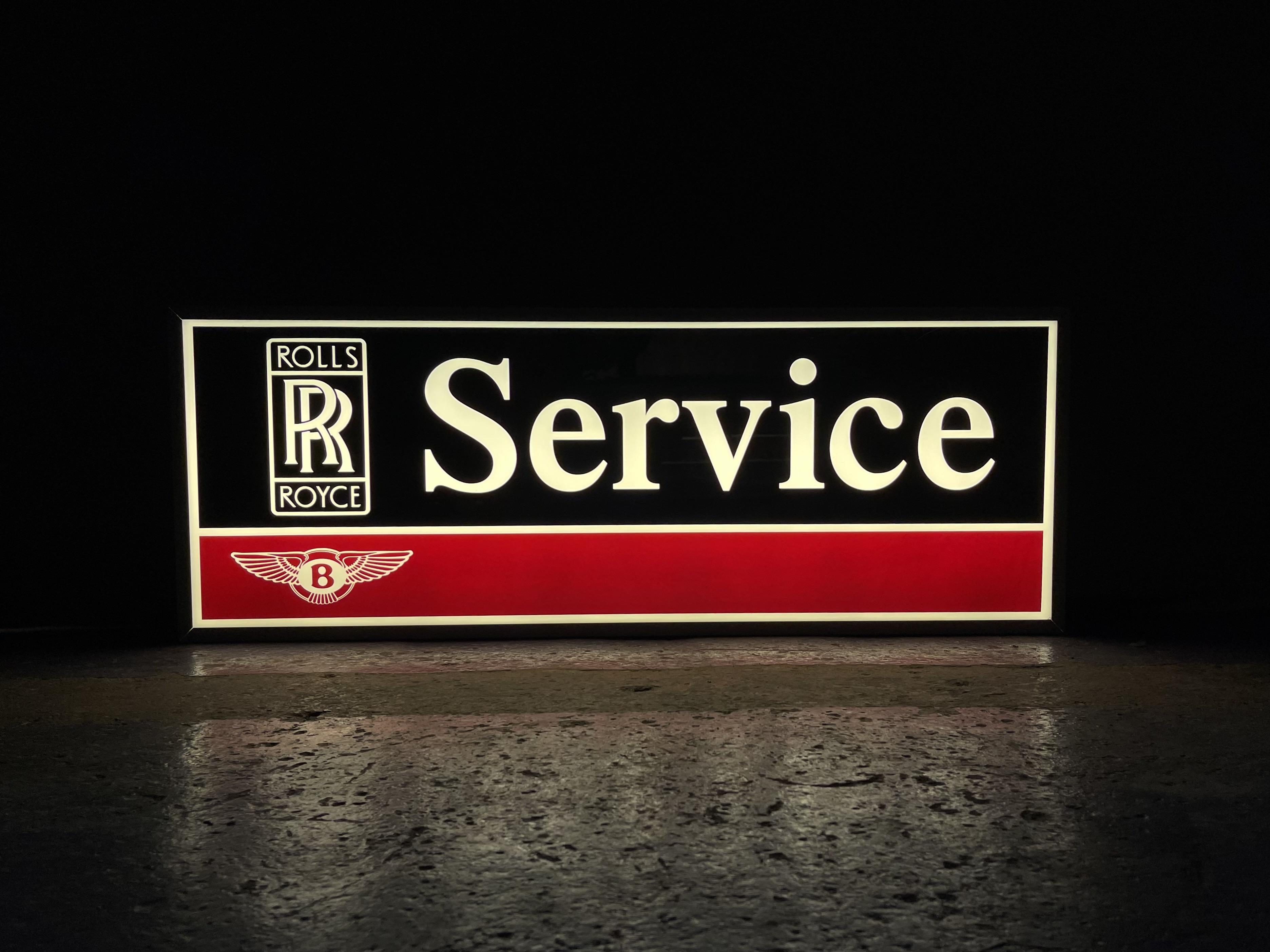 ROLLS-ROYCE BENTLEY ILLUMINATED SERVICE SIGN