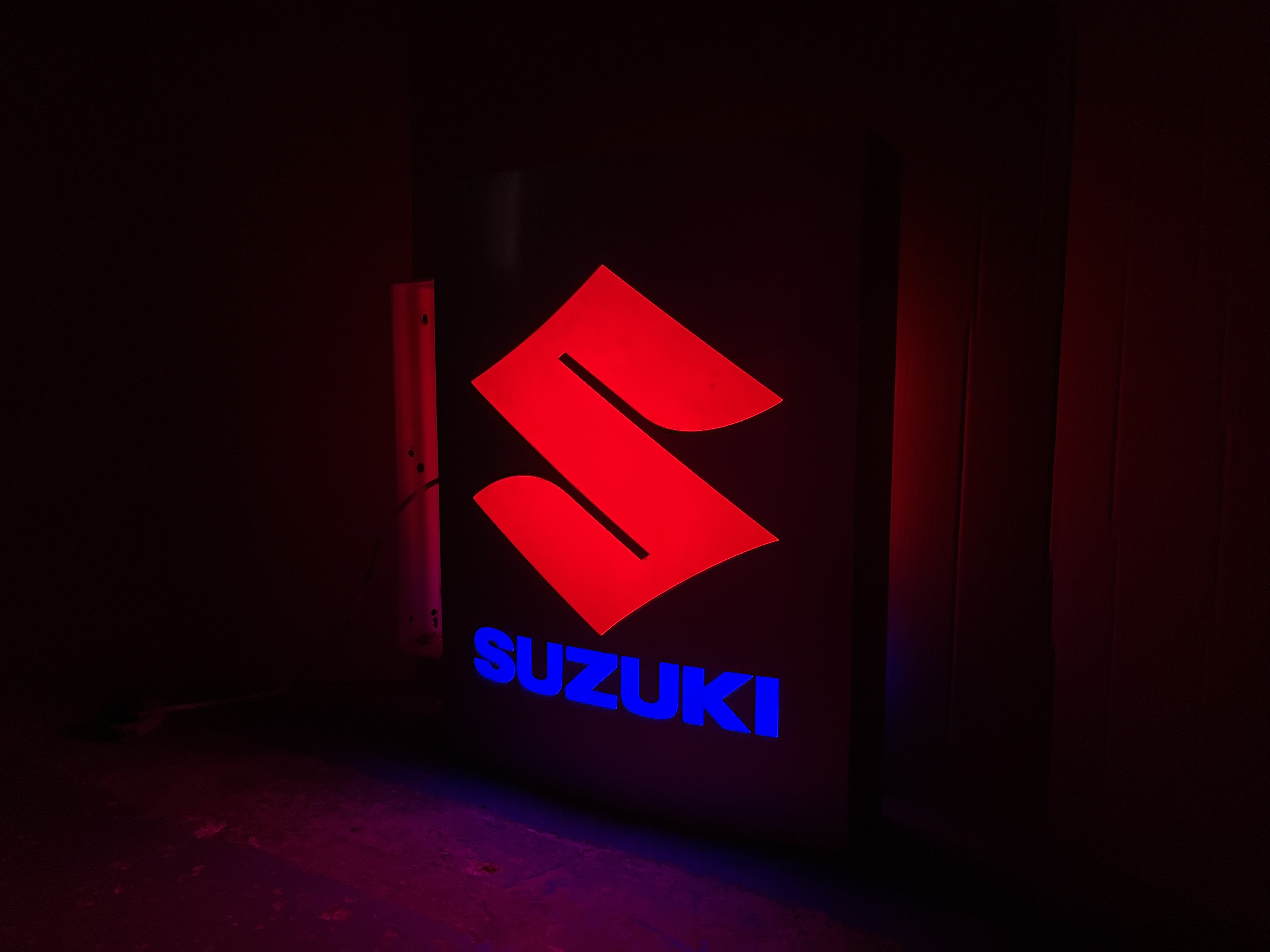 SUZUKI DOUBLE SIDED ILLUMINATED SIGN