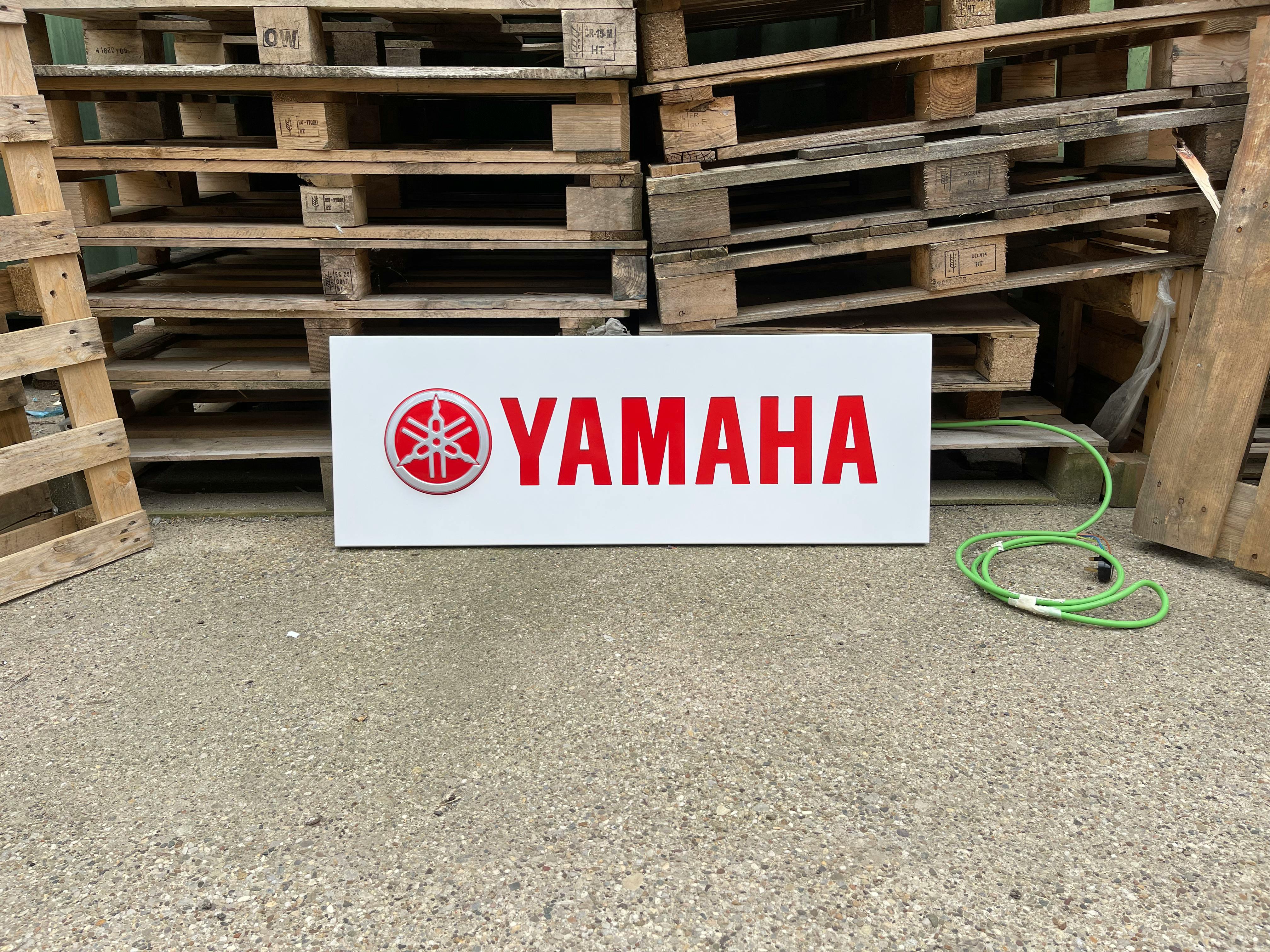 YAMAHA ILLUMINATED DEALERSHIP SIGN