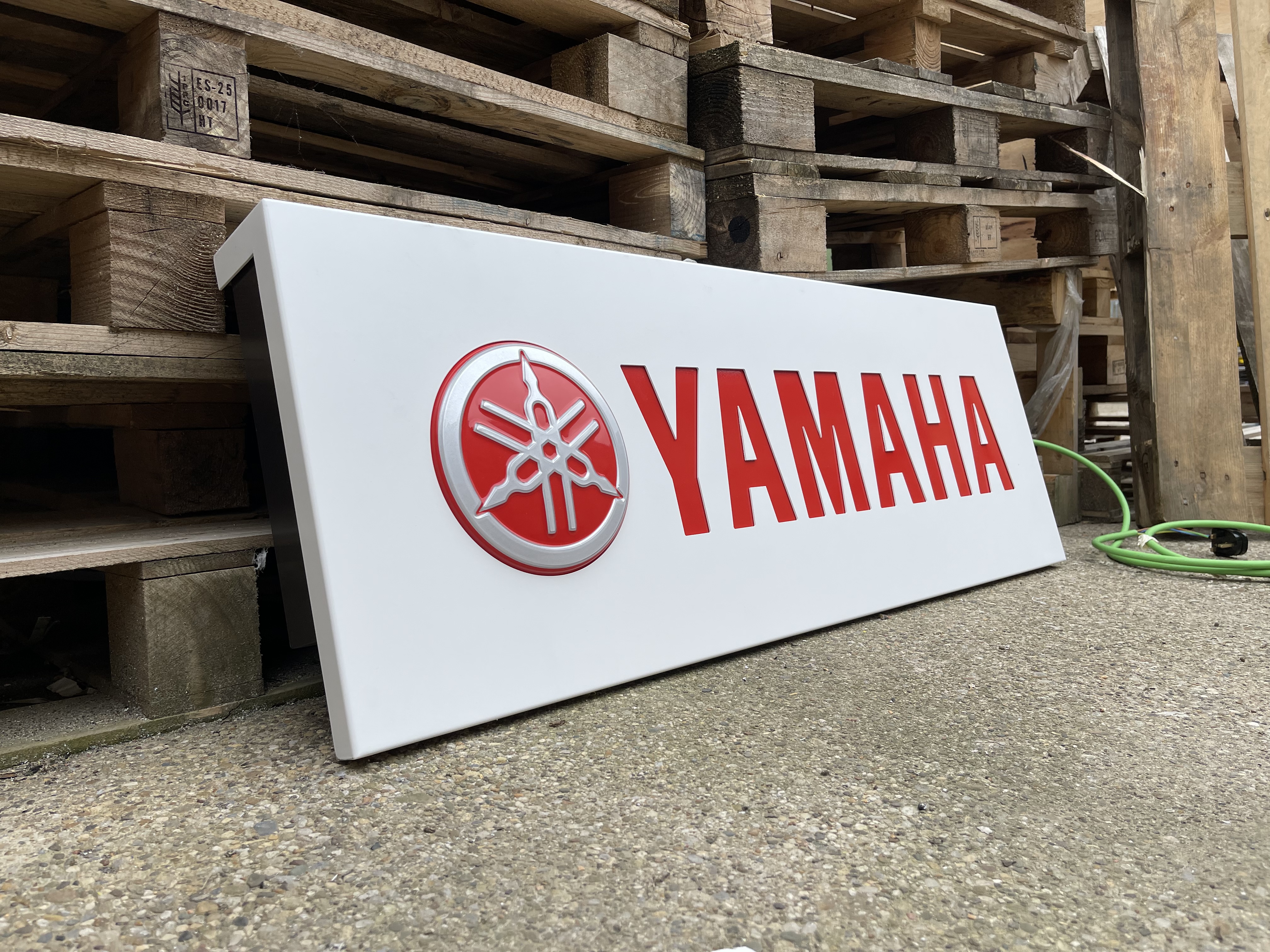 YAMAHA ILLUMINATED DEALERSHIP SIGN for sale by auction in ...