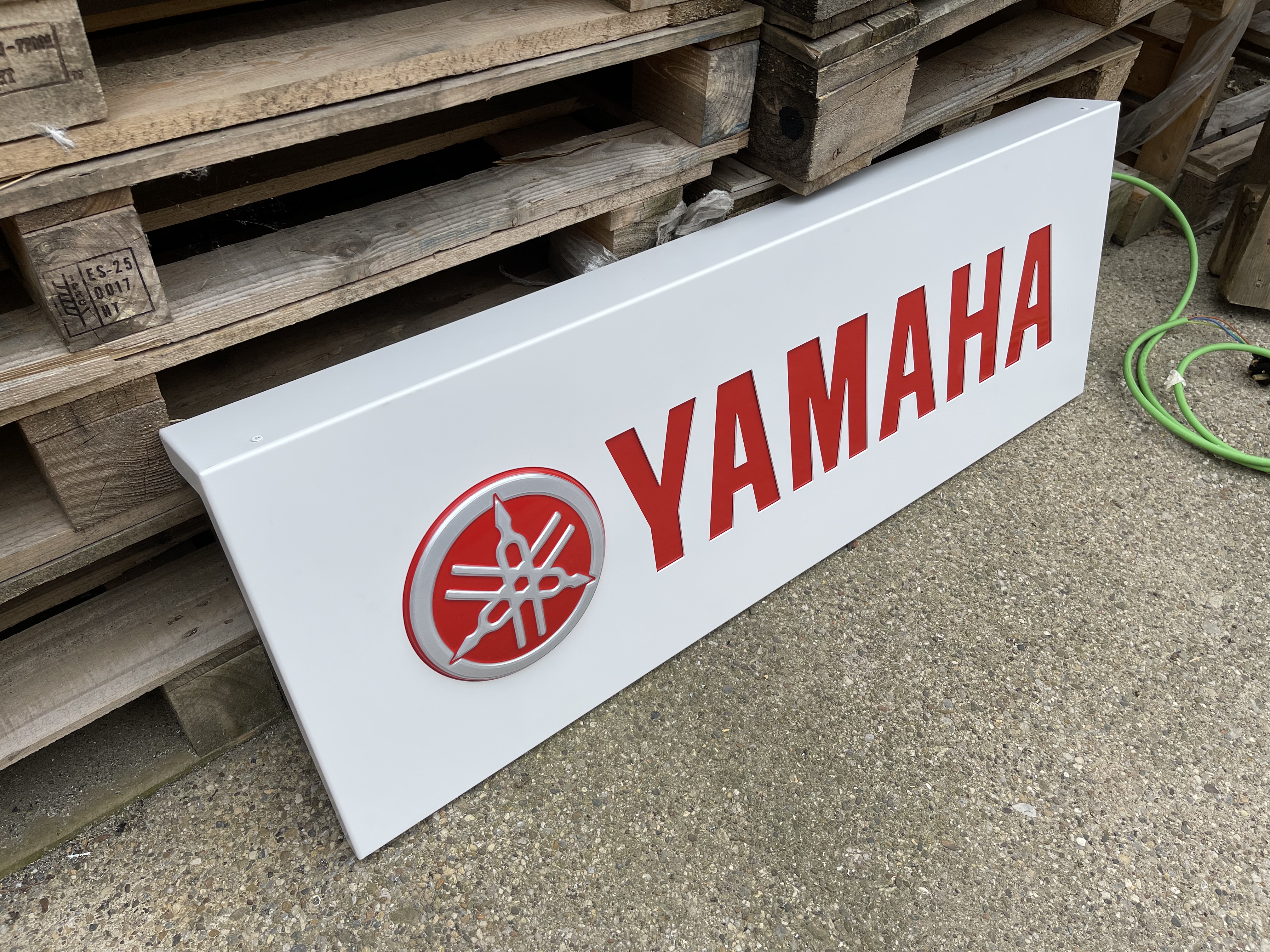 YAMAHA ILLUMINATED DEALERSHIP SIGN