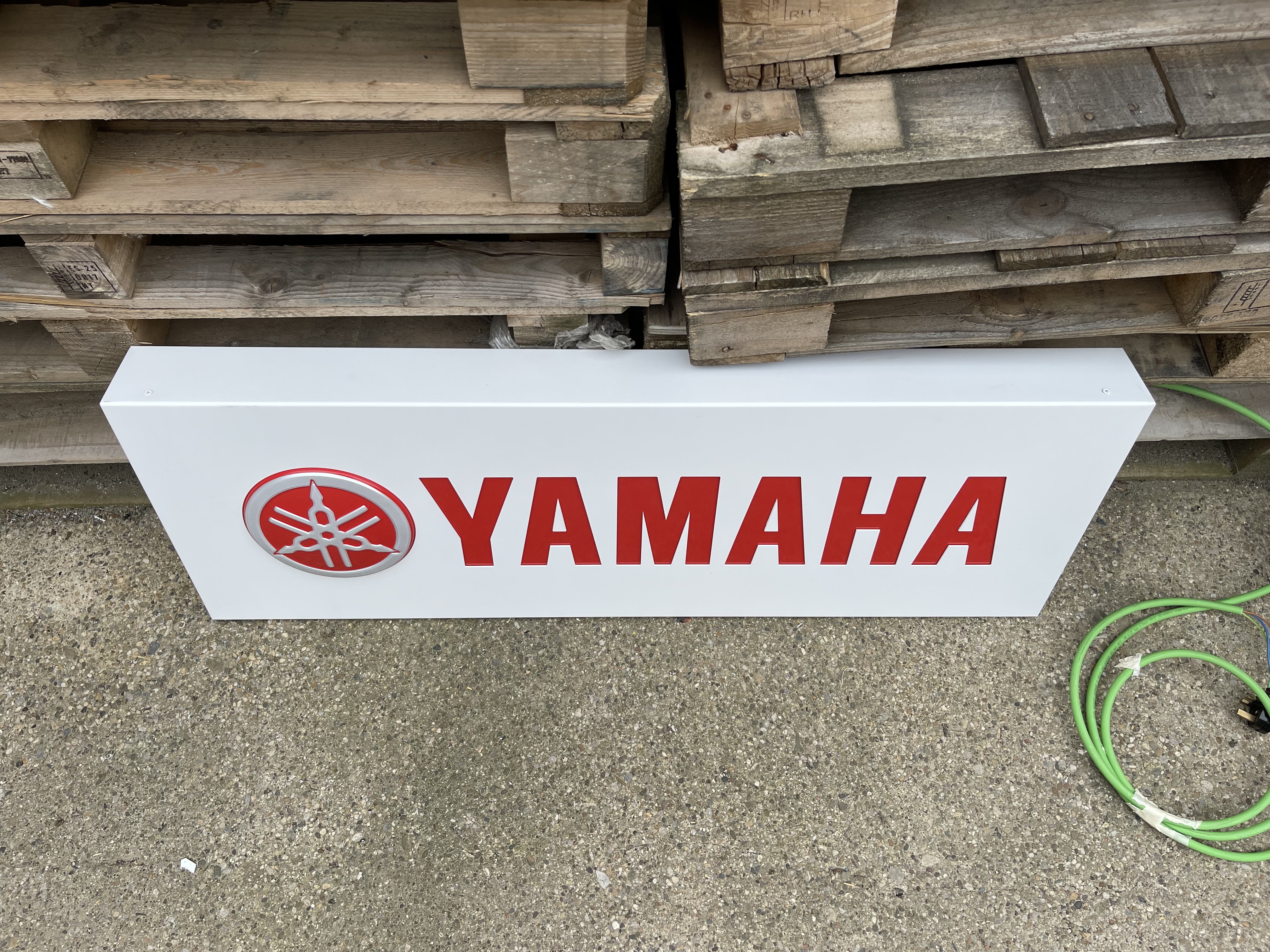 YAMAHA ILLUMINATED DEALERSHIP SIGN