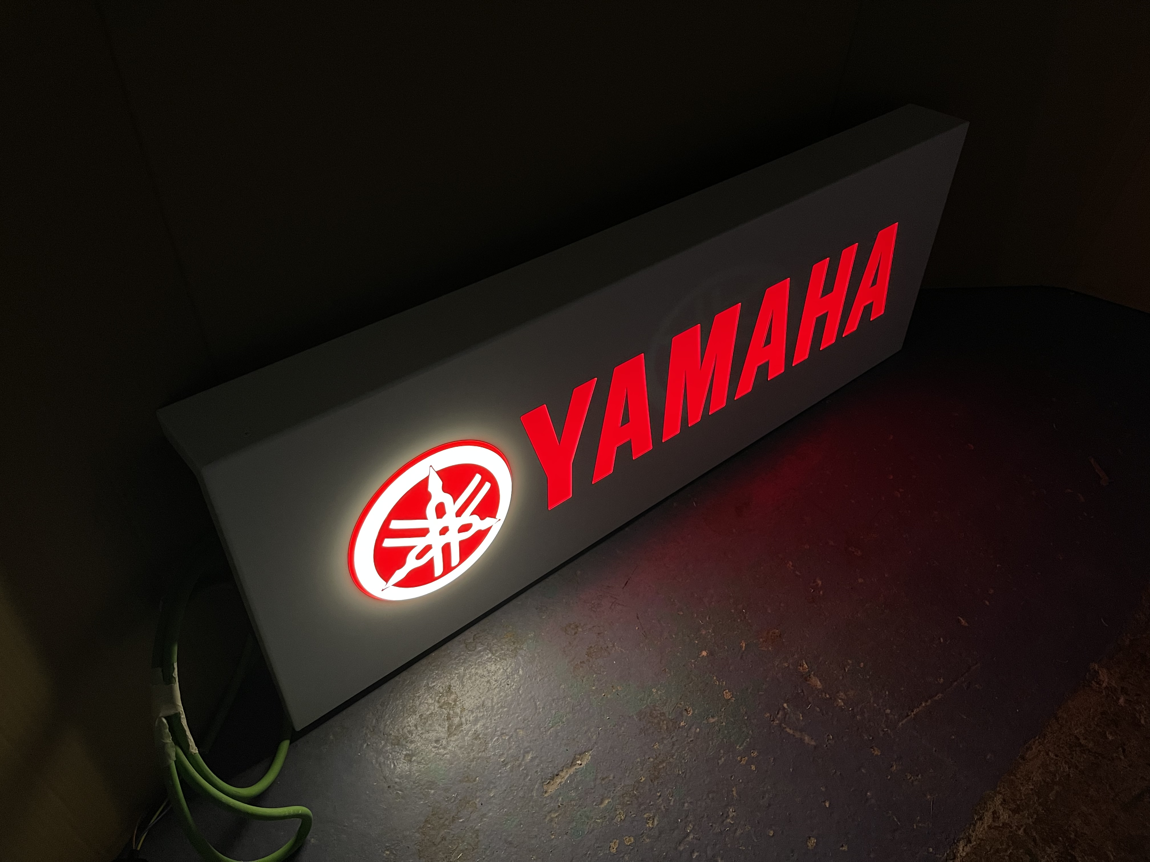 YAMAHA ILLUMINATED DEALERSHIP SIGN