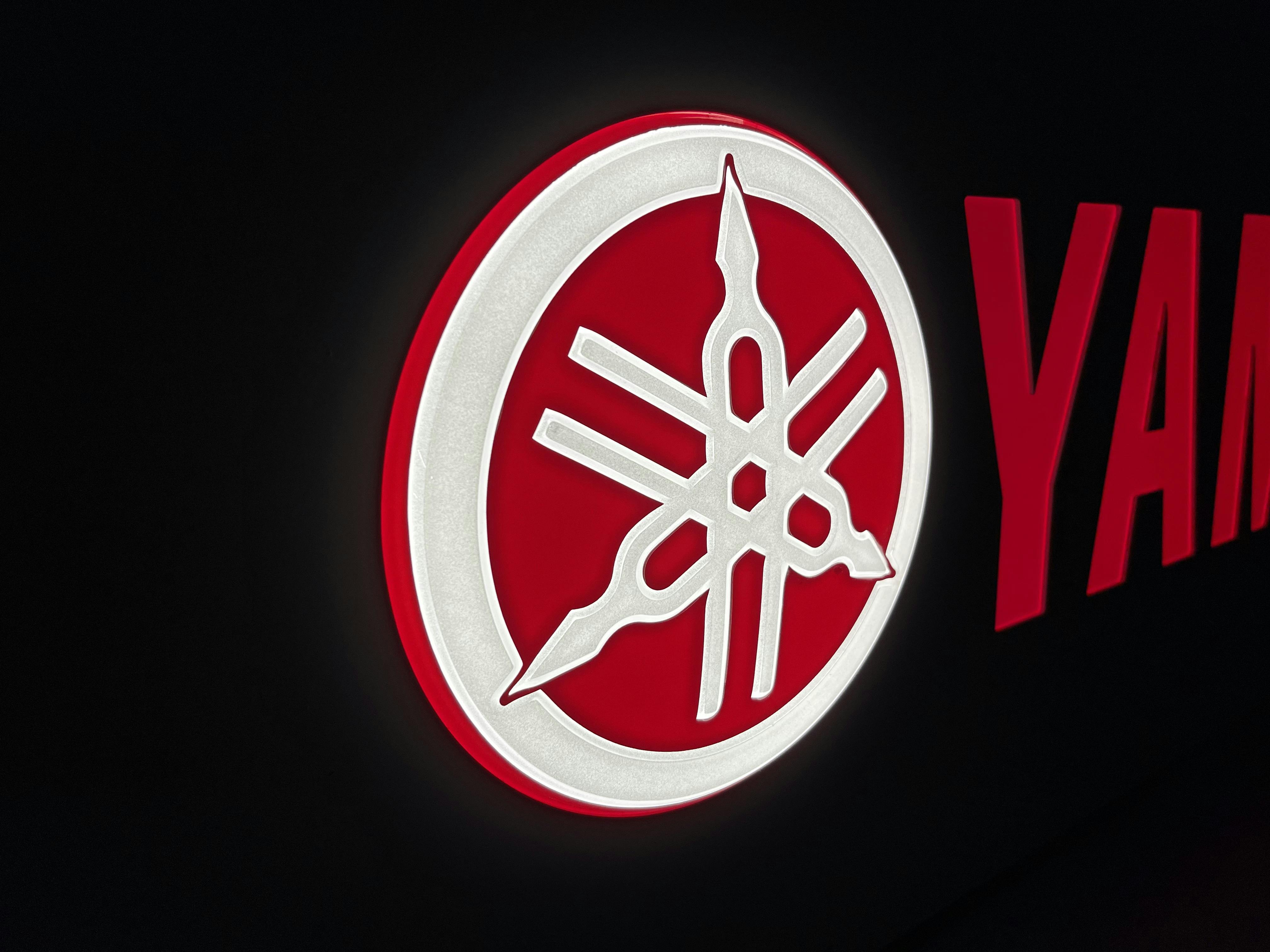 YAMAHA ILLUMINATED DEALERSHIP SIGN