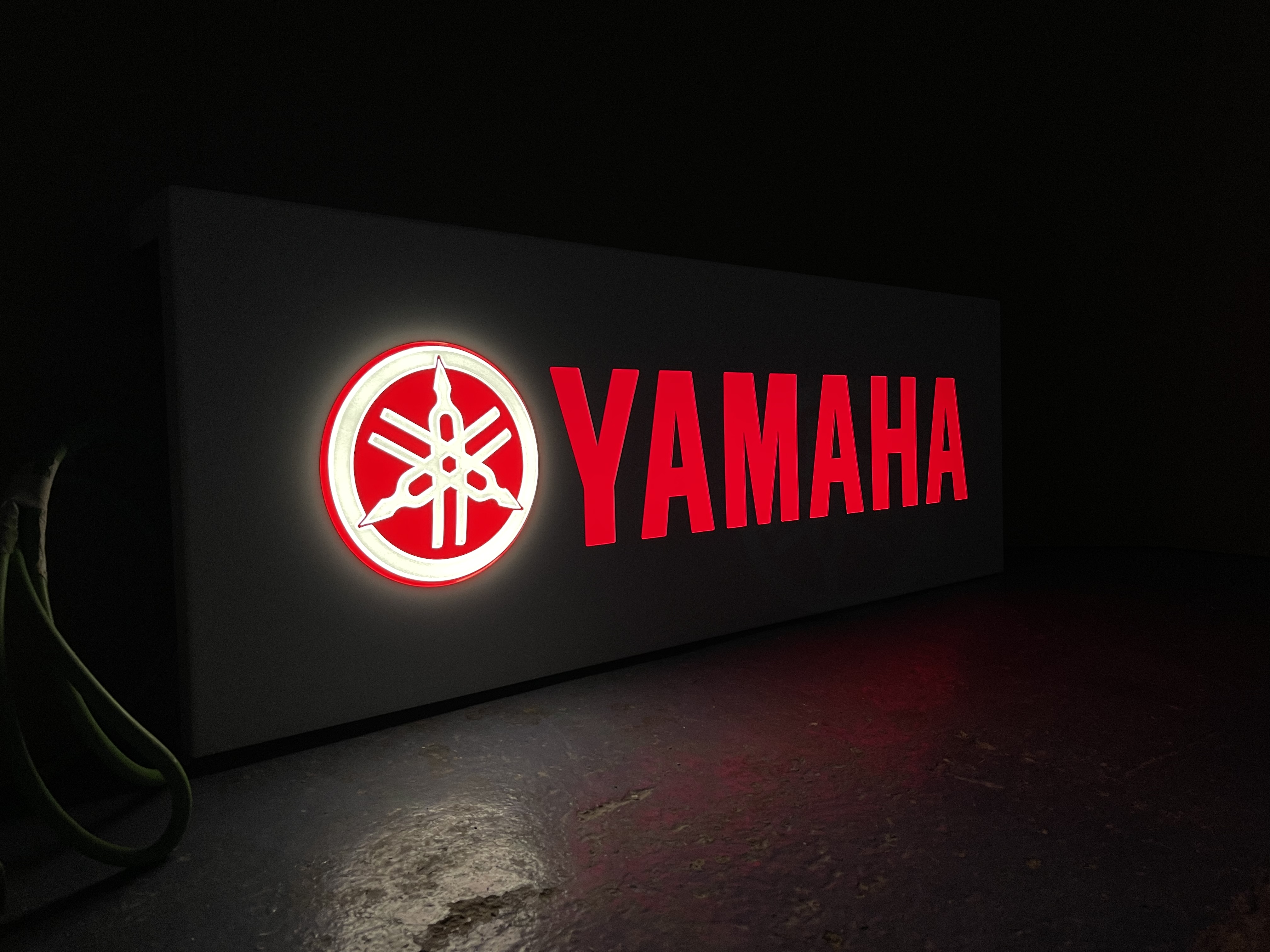 YAMAHA ILLUMINATED DEALERSHIP SIGN for sale by auction in ...
