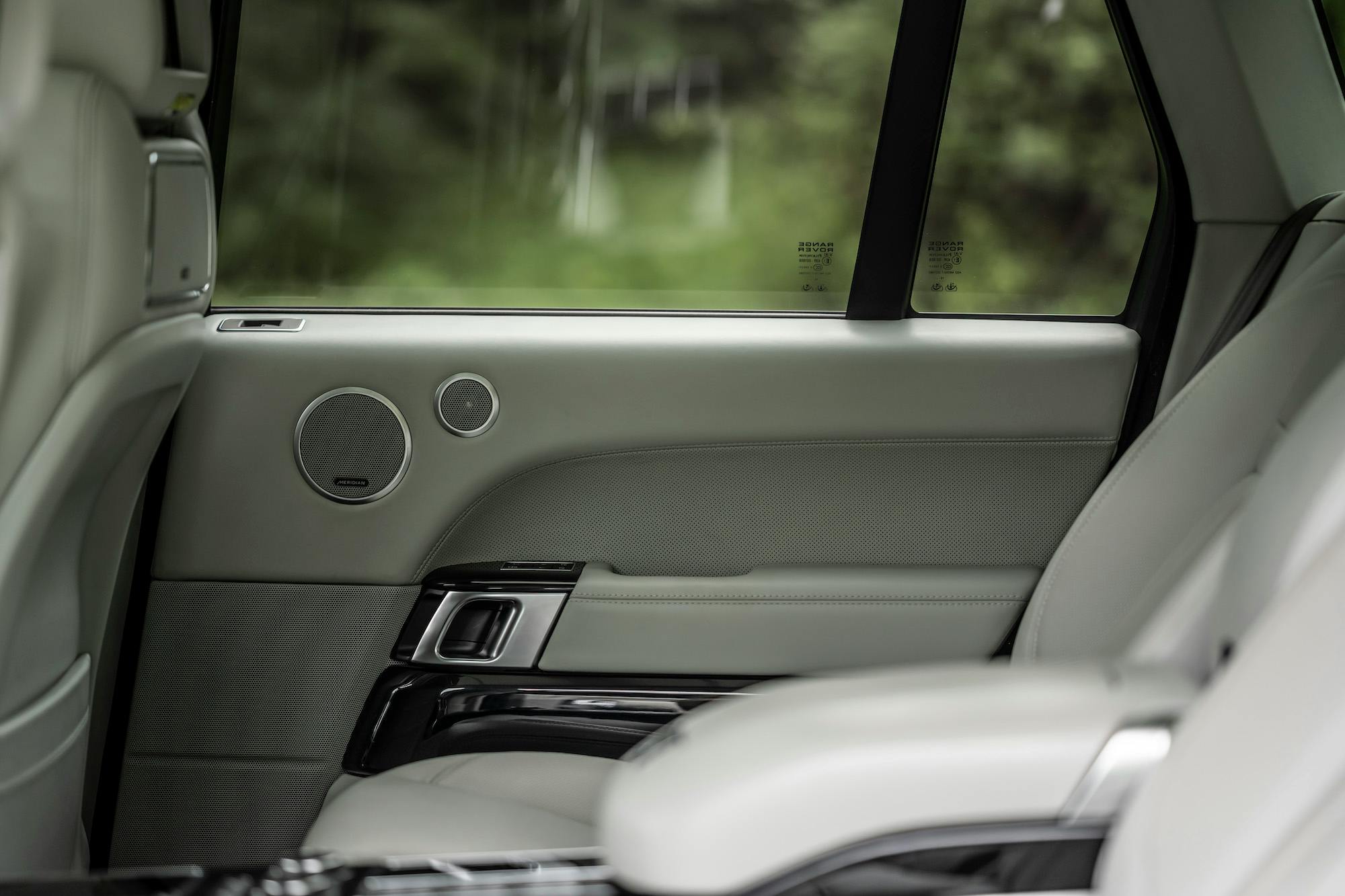 2016 RANGE ROVER SV AUTOBIOGRAPHY 5.0 V8