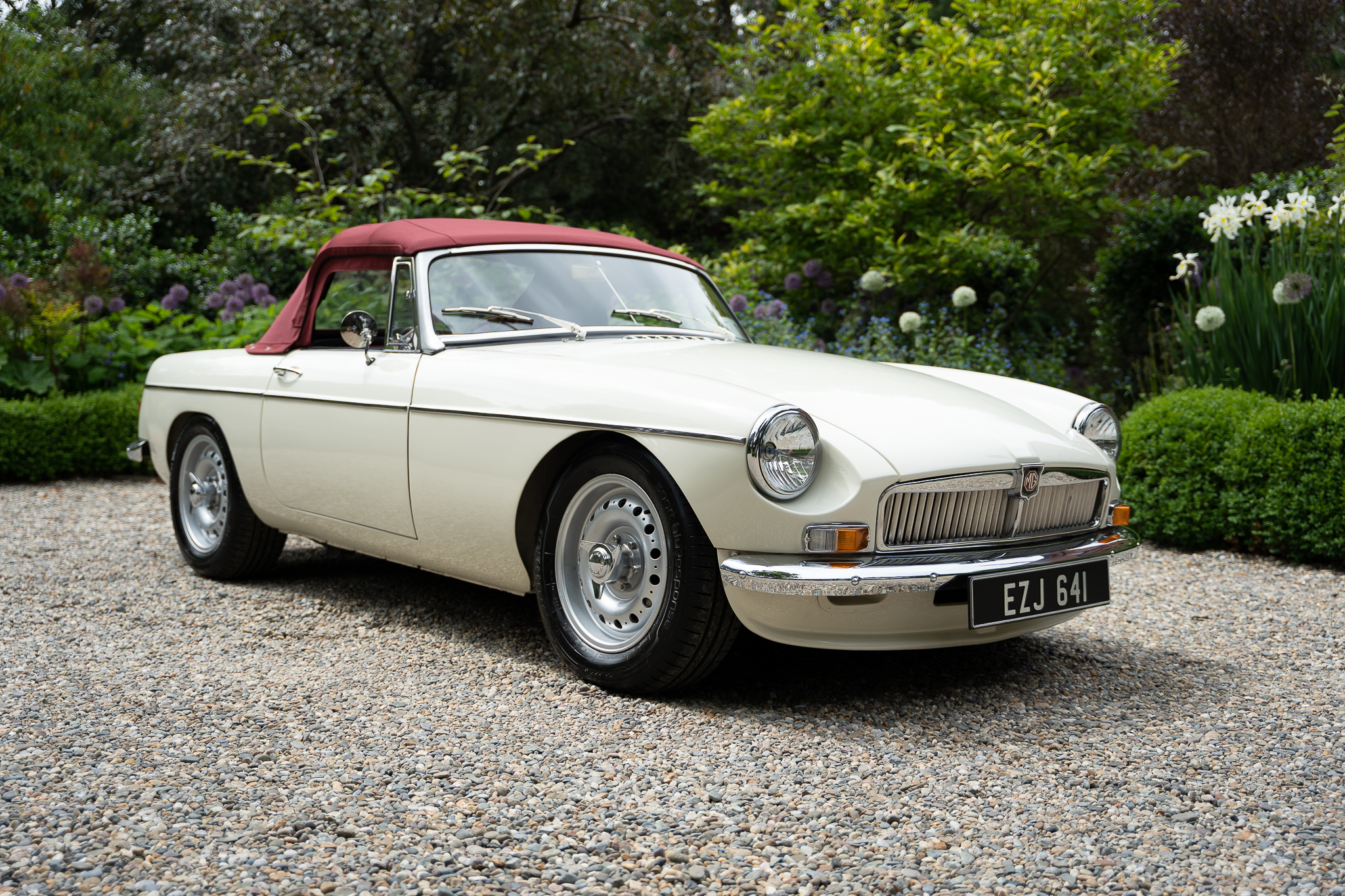 1966 MGB ROADSTER ABINGDON EDITION BY FRONTLINE DEVELOPMENTS
