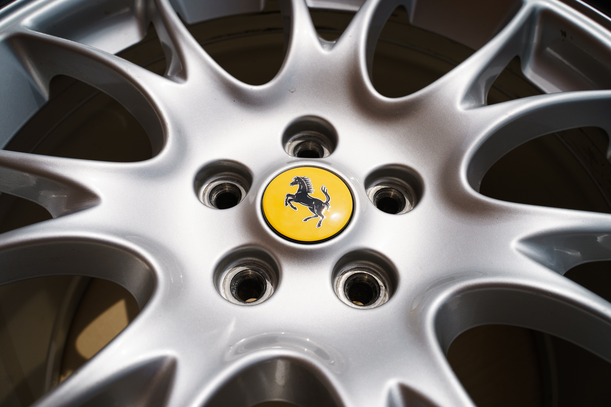 FERRARI 599 WHEELS AND TYRES