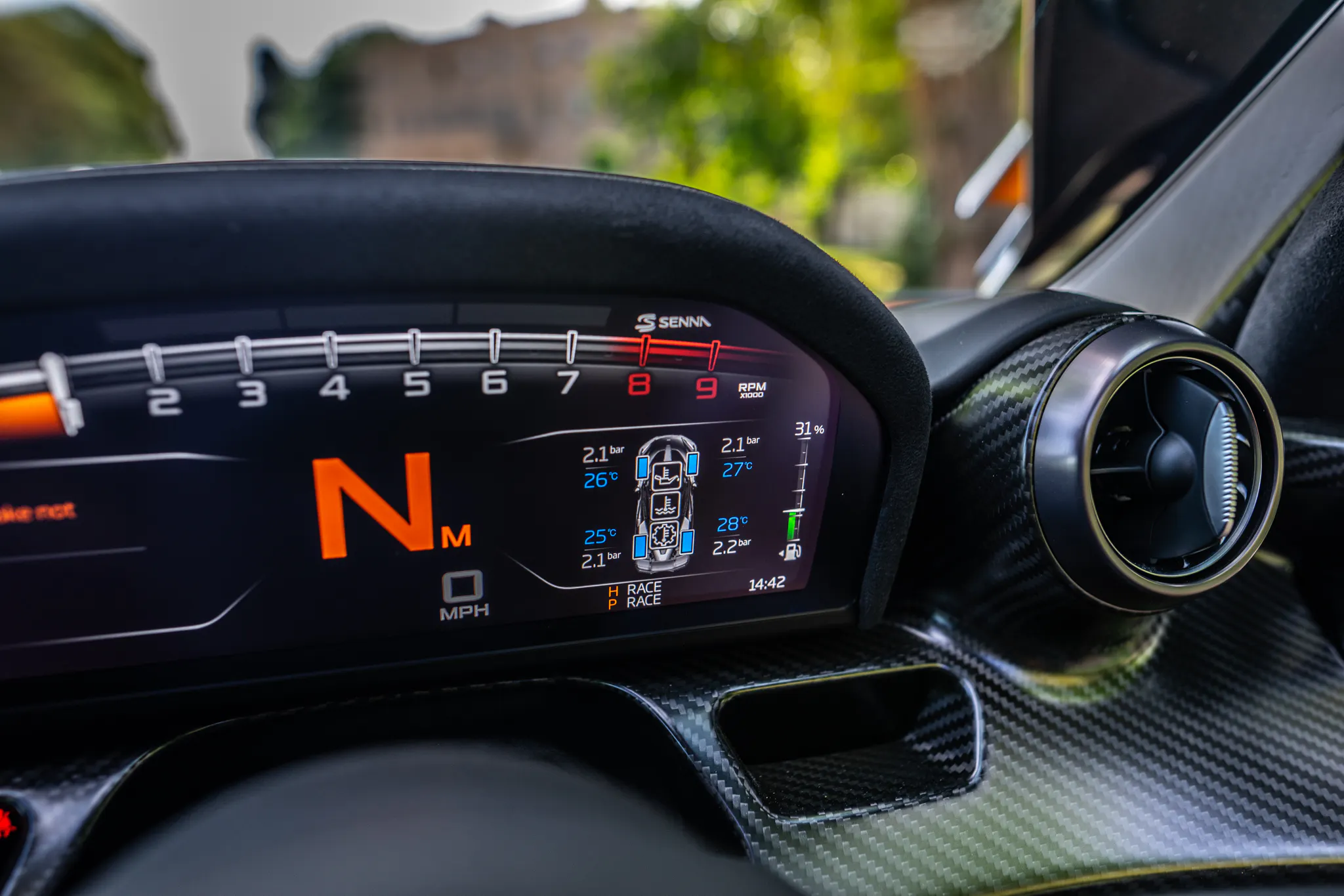 2019 MCLAREN SENNA - 850 MILES