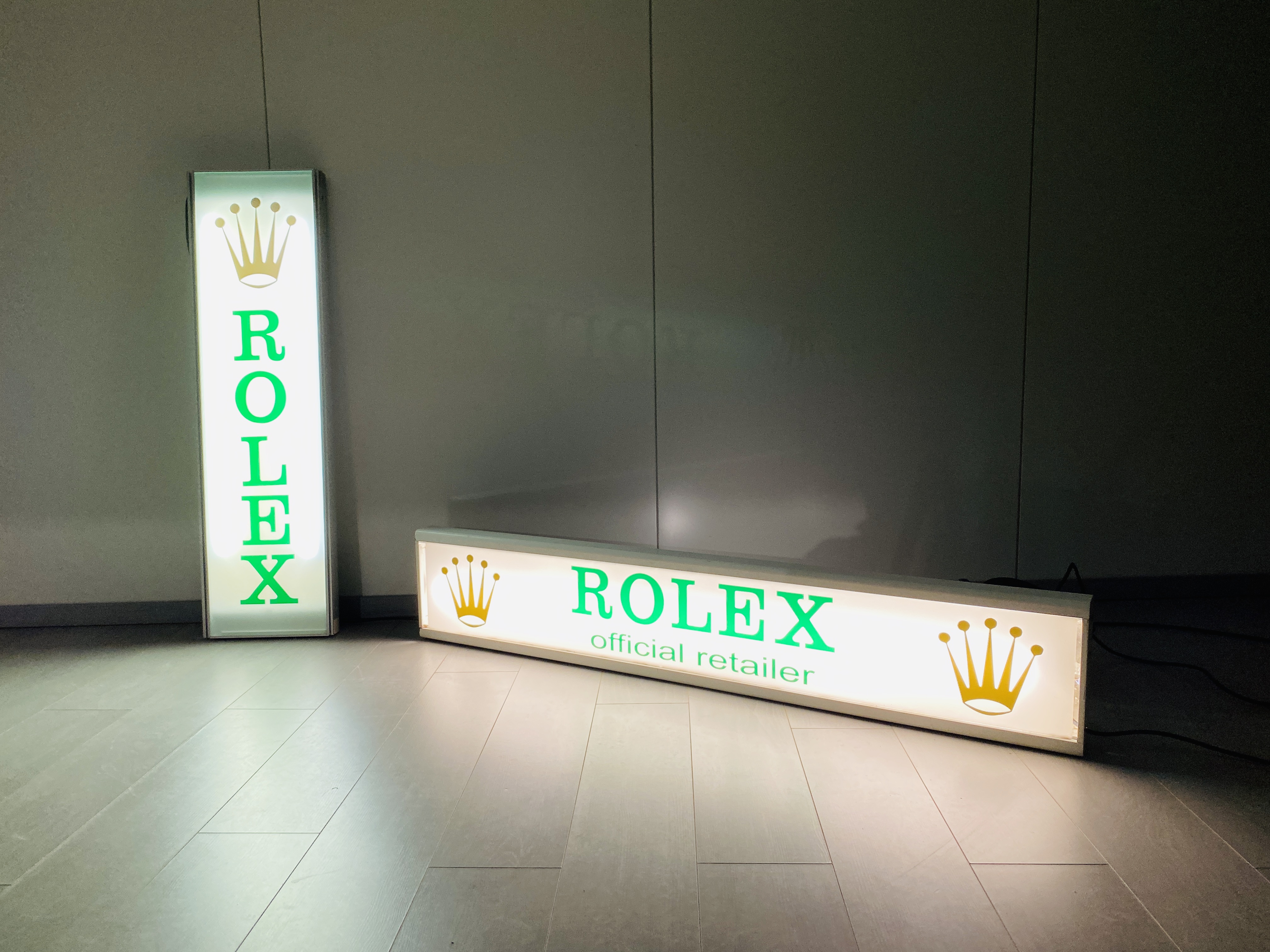SET OF ROLEX ILLUMINATED SIGNS for sale by auction in Ravenna, Italy