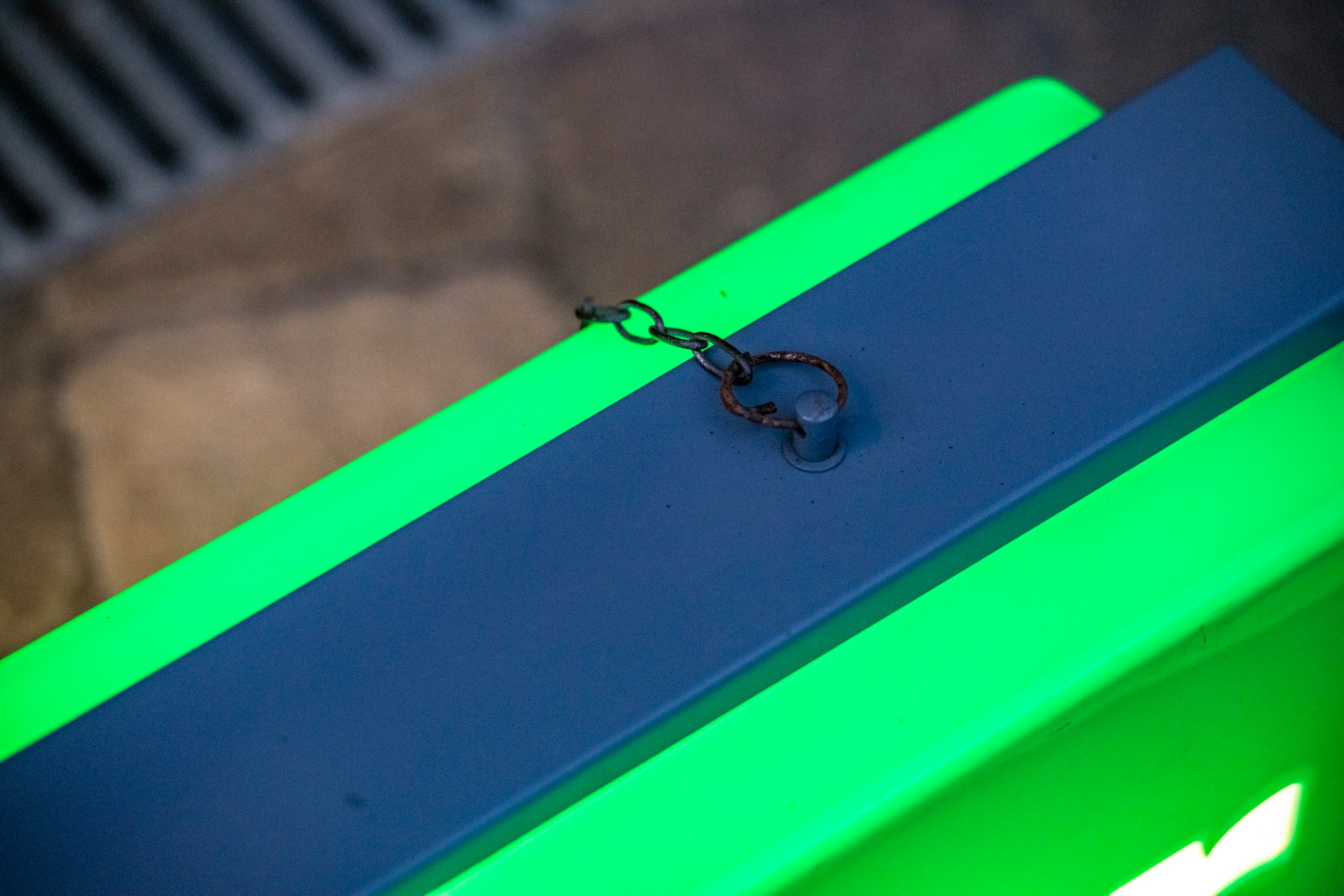 RANGE ROVER ILLUMINATED SIGN for sale by auction in Corsham, Wiltshire ...