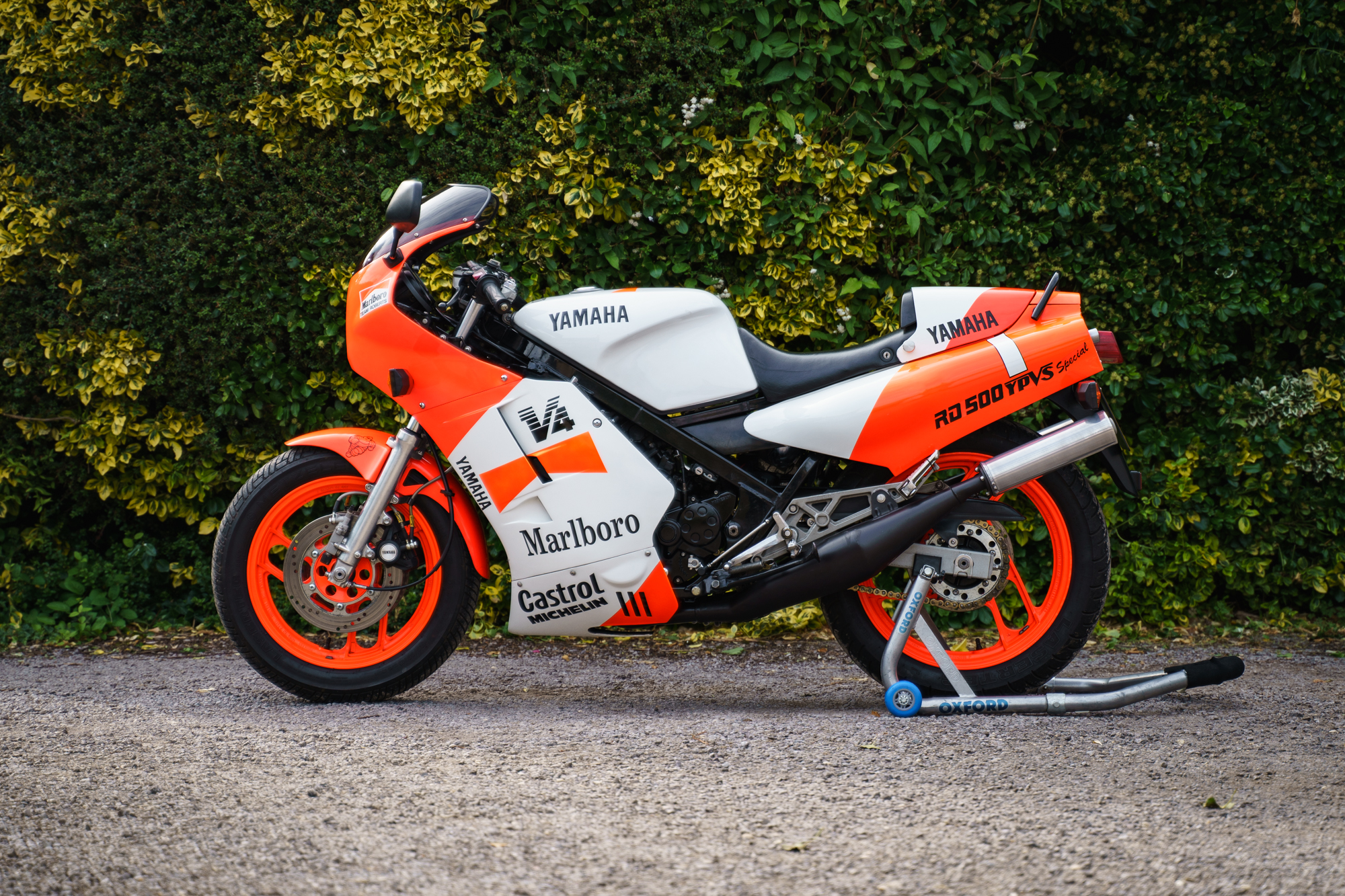 1985 YAMAHA RD500 YPVS - MARLBORO SPECIAL