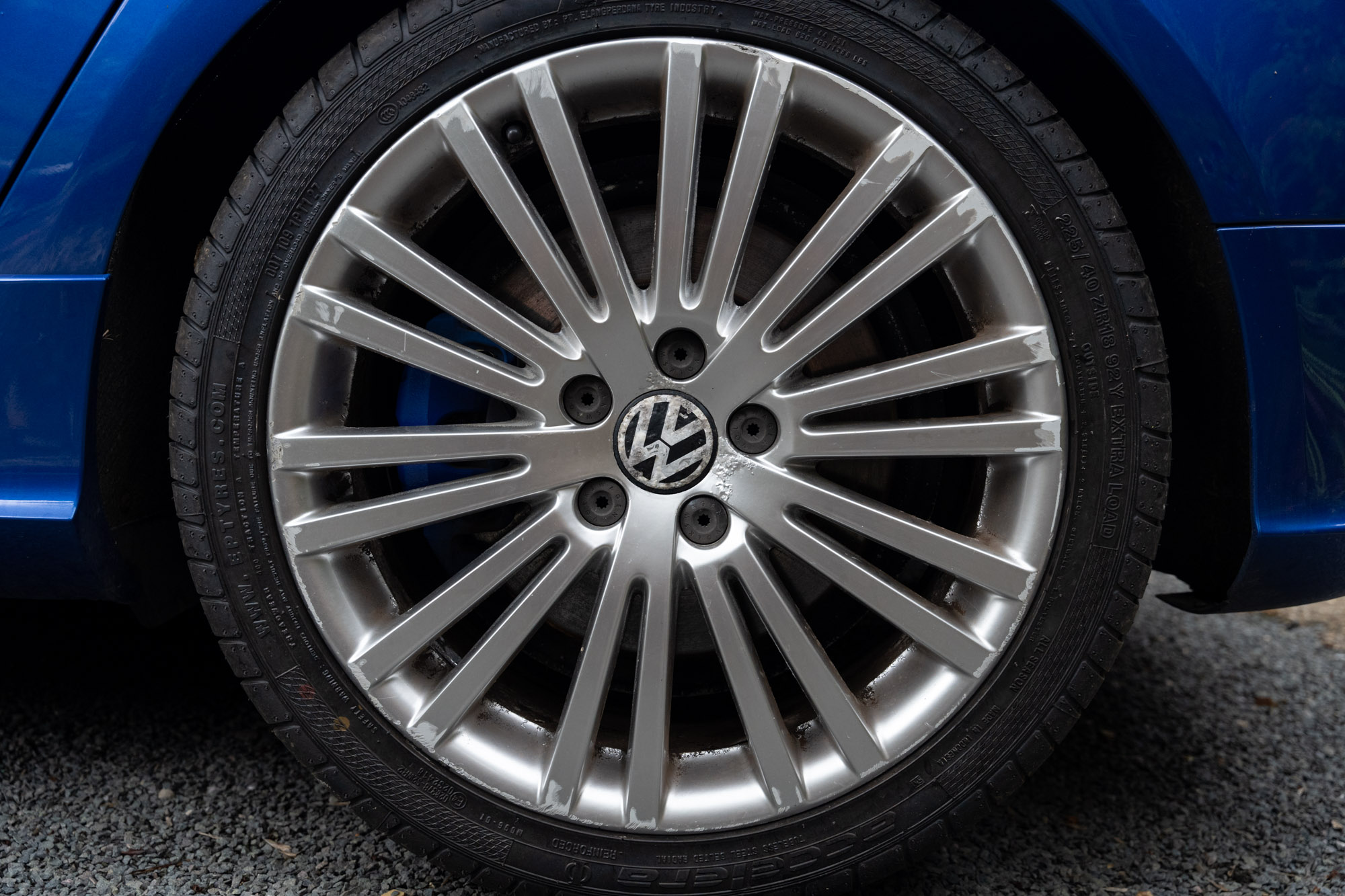 2006 VOLKSWAGEN GOLF (MK5) R32