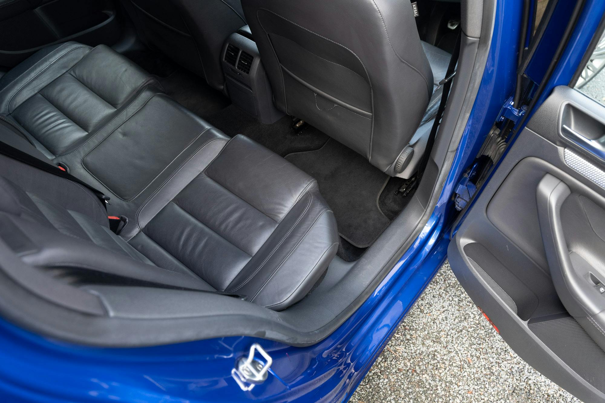 2006 VOLKSWAGEN GOLF (MK5) R32