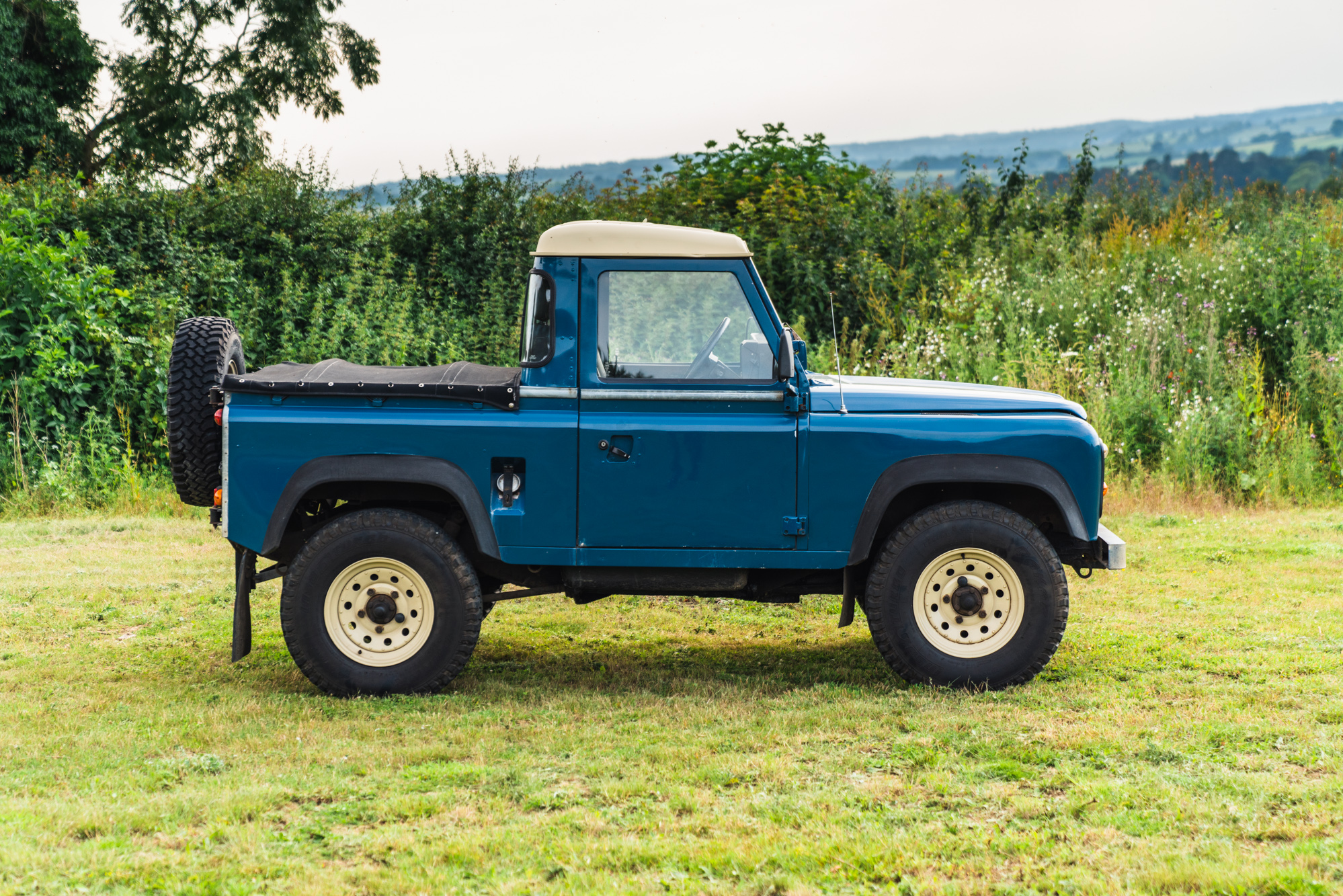 1984 LAND ROVER 90 PICK UP