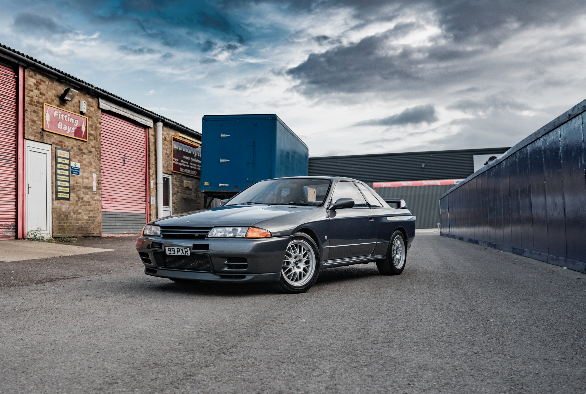 1993 NISSAN SKYLINE GTR (R32) V-SPEC for sale by auction in Cheltenham ...