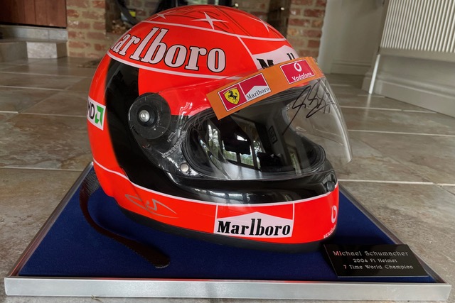 MICHAEL SCHUMACHER SIGNED REPLICA 2004 HELMET for sale by auction in ...