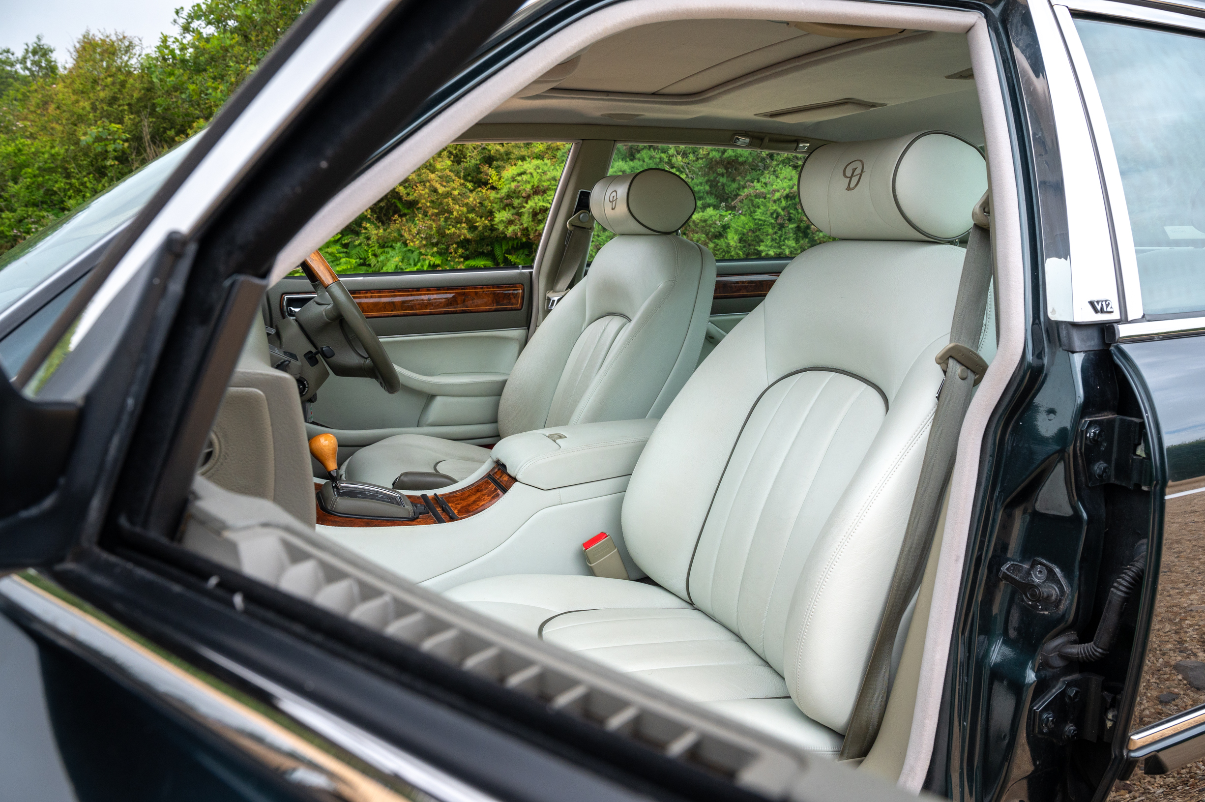 1996 DAIMLER CENTURY