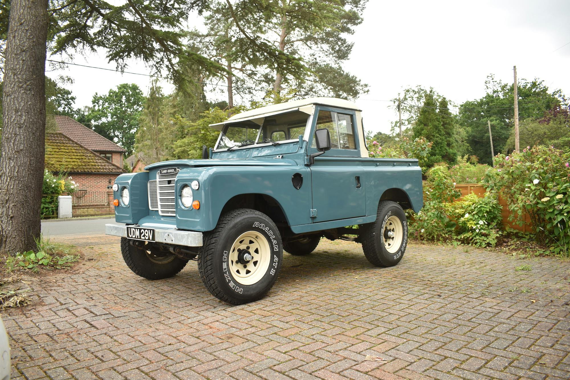 1980 LAND ROVER SERIES III 88' PICK UP