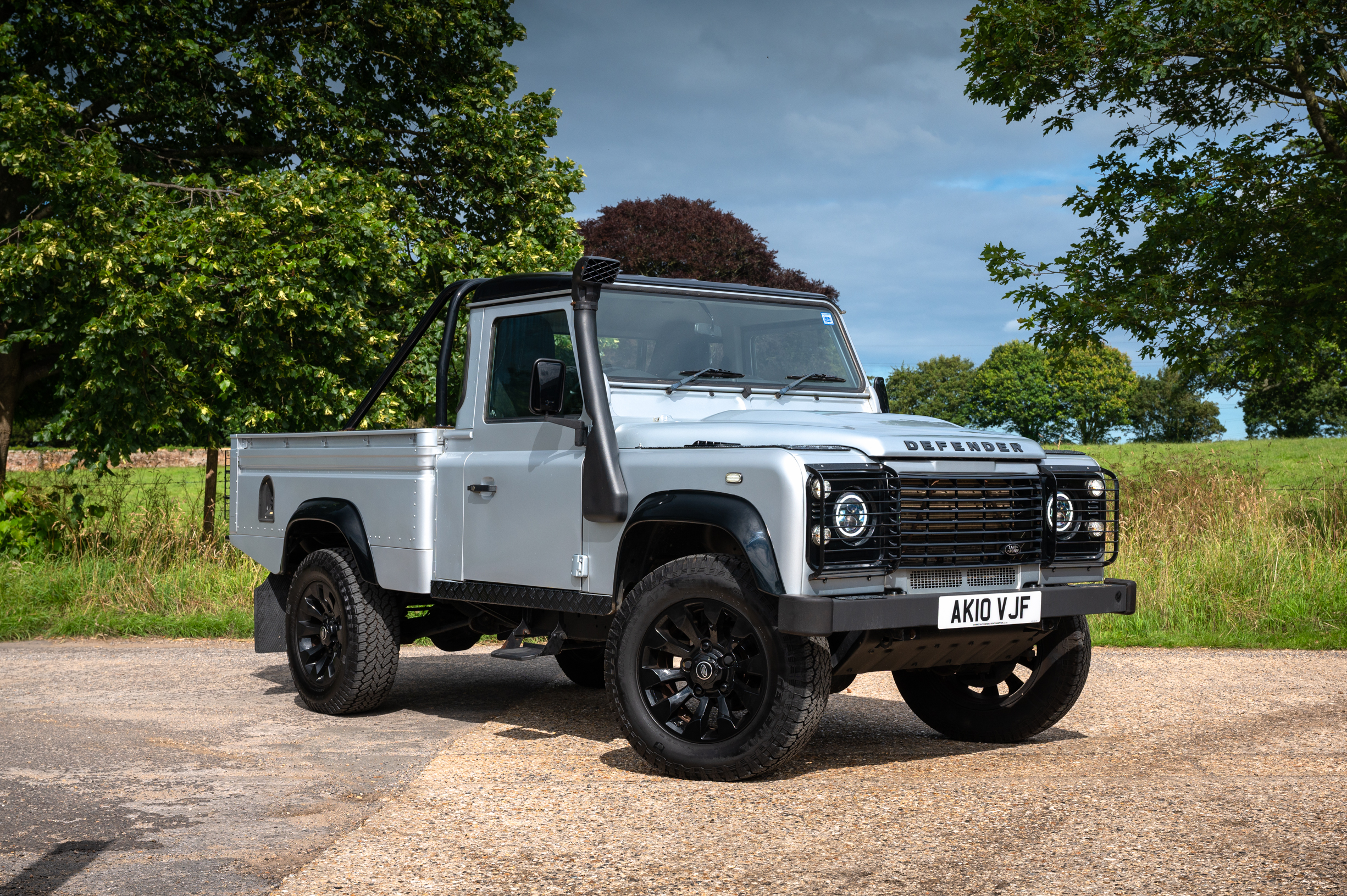 2010 LAND ROVER DEFENDER 110 SINGLE CAB PICK UP for sale by auction in ...