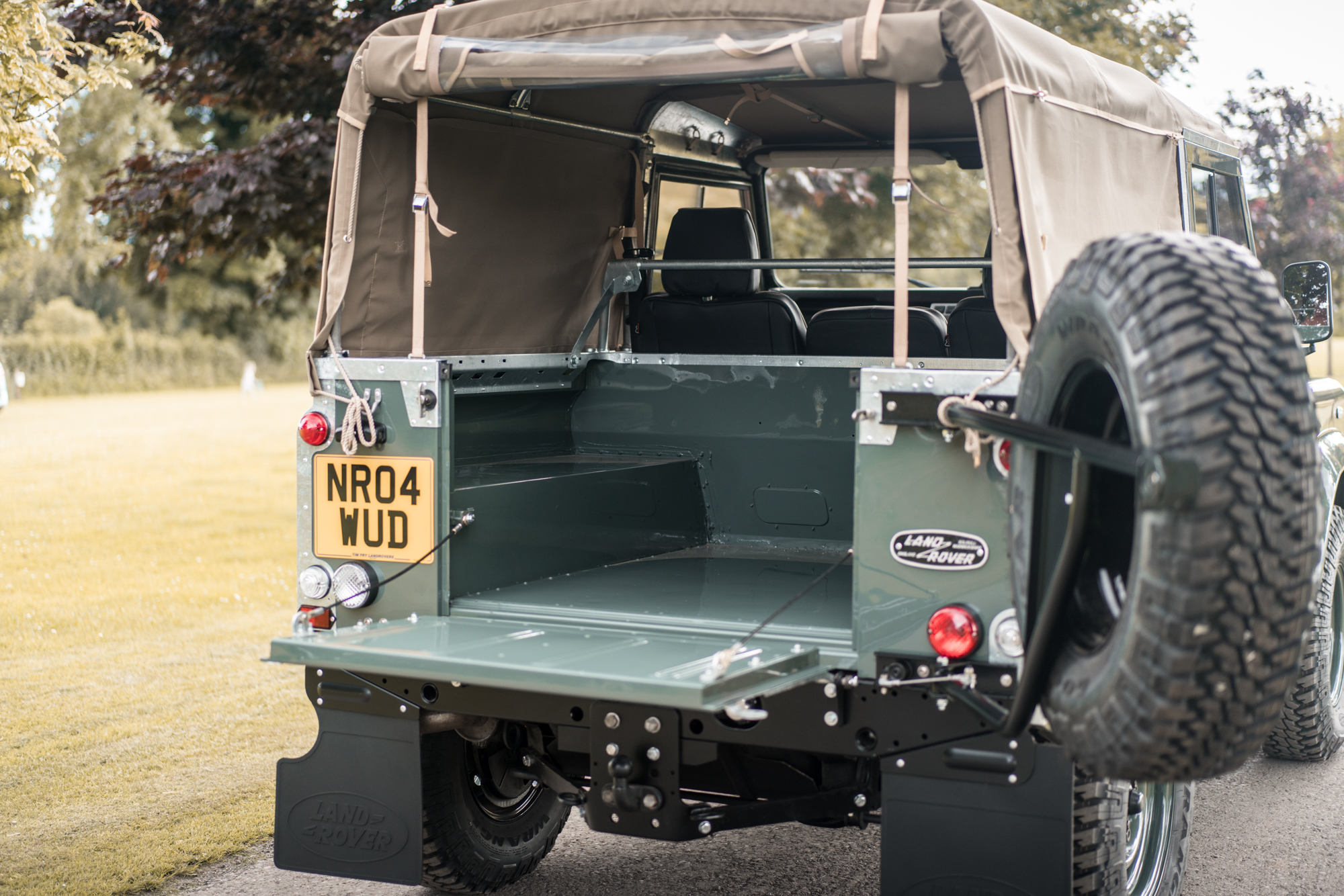 2004 LAND ROVER DEFENDER 90 SOFT TOP