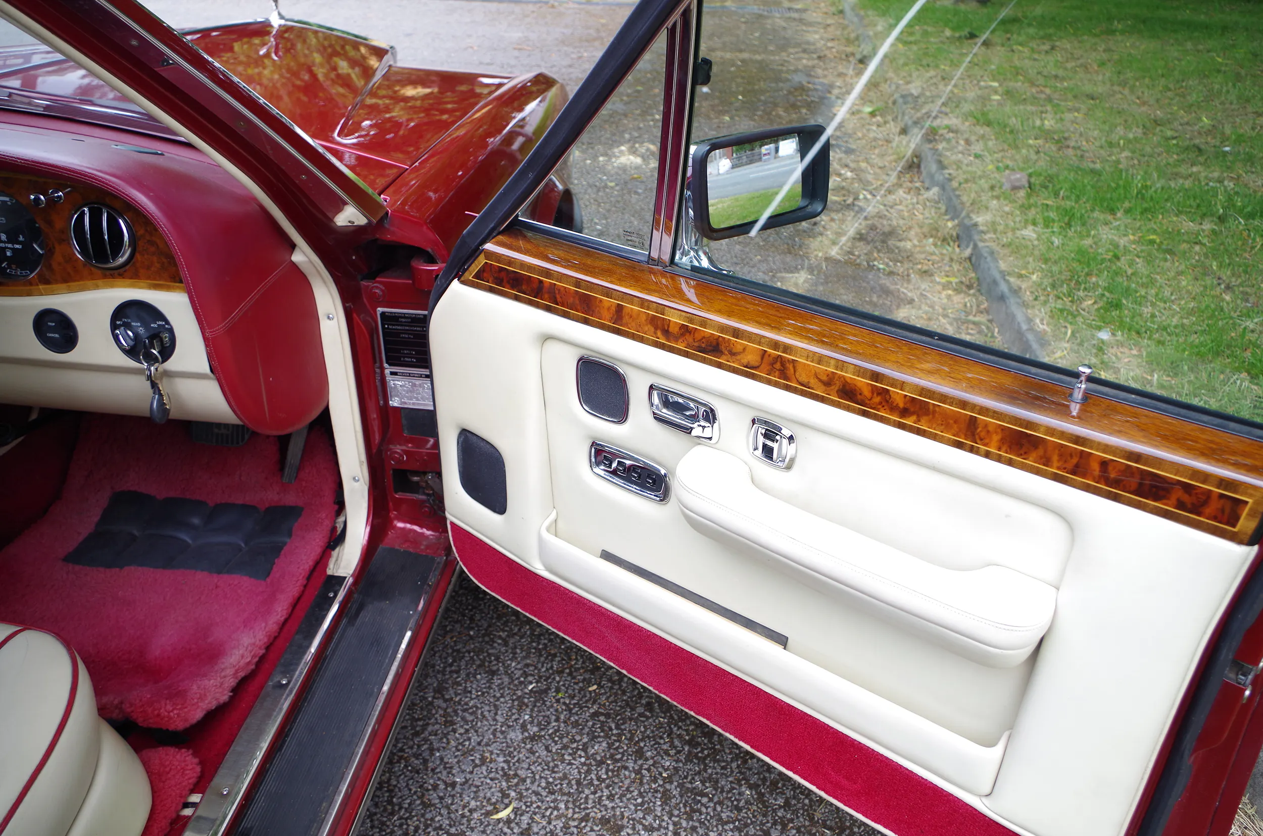 1994 ROLLS-ROYCE SILVER SPIRIT III