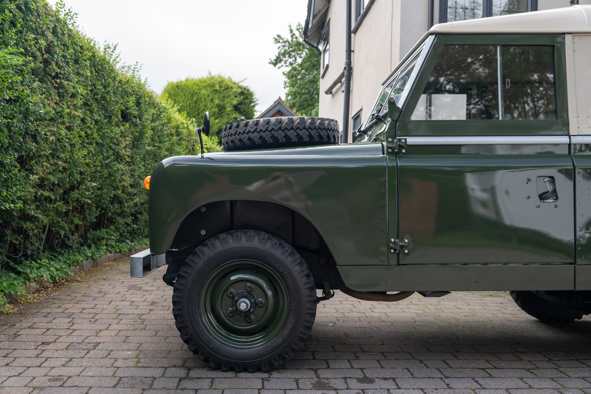 1968 LAND ROVER SERIES IIA 88"