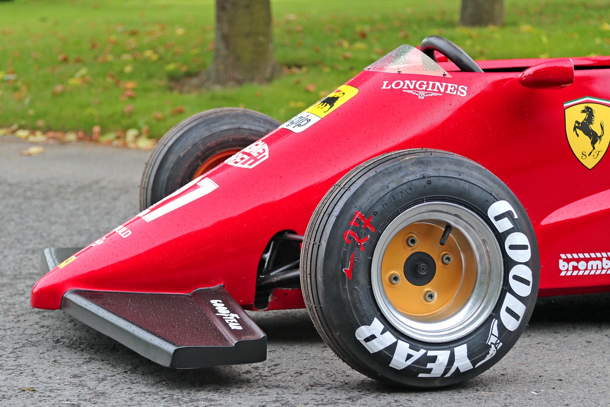 FERRARI 126C4 FORMULA 1 CHILDREN'S CAR
