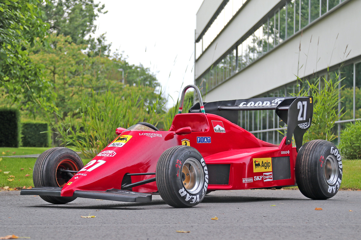 FERRARI 126C4 FORMULA 1 CHILDREN'S CAR
