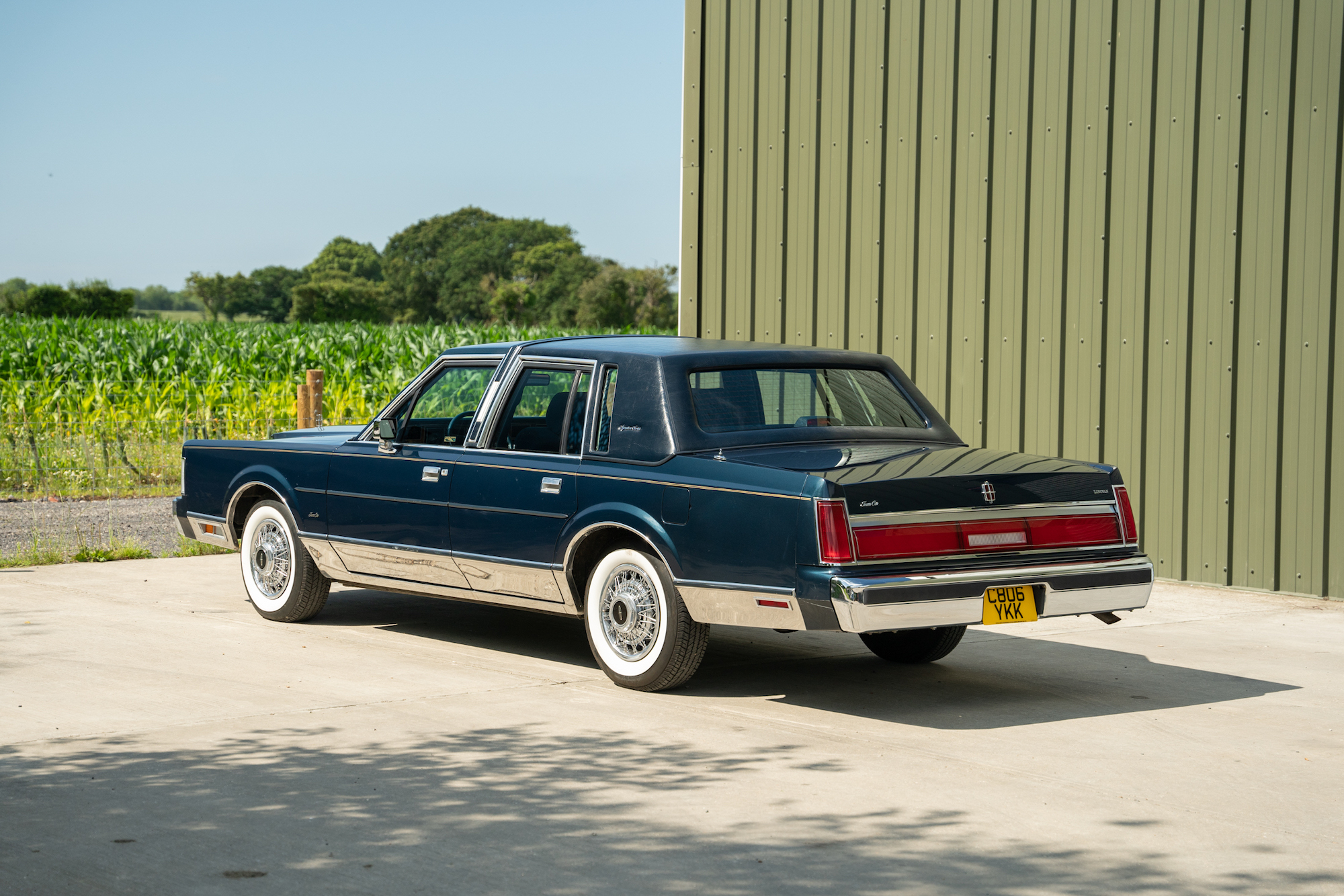 1986 LINCOLN TOWN CAR