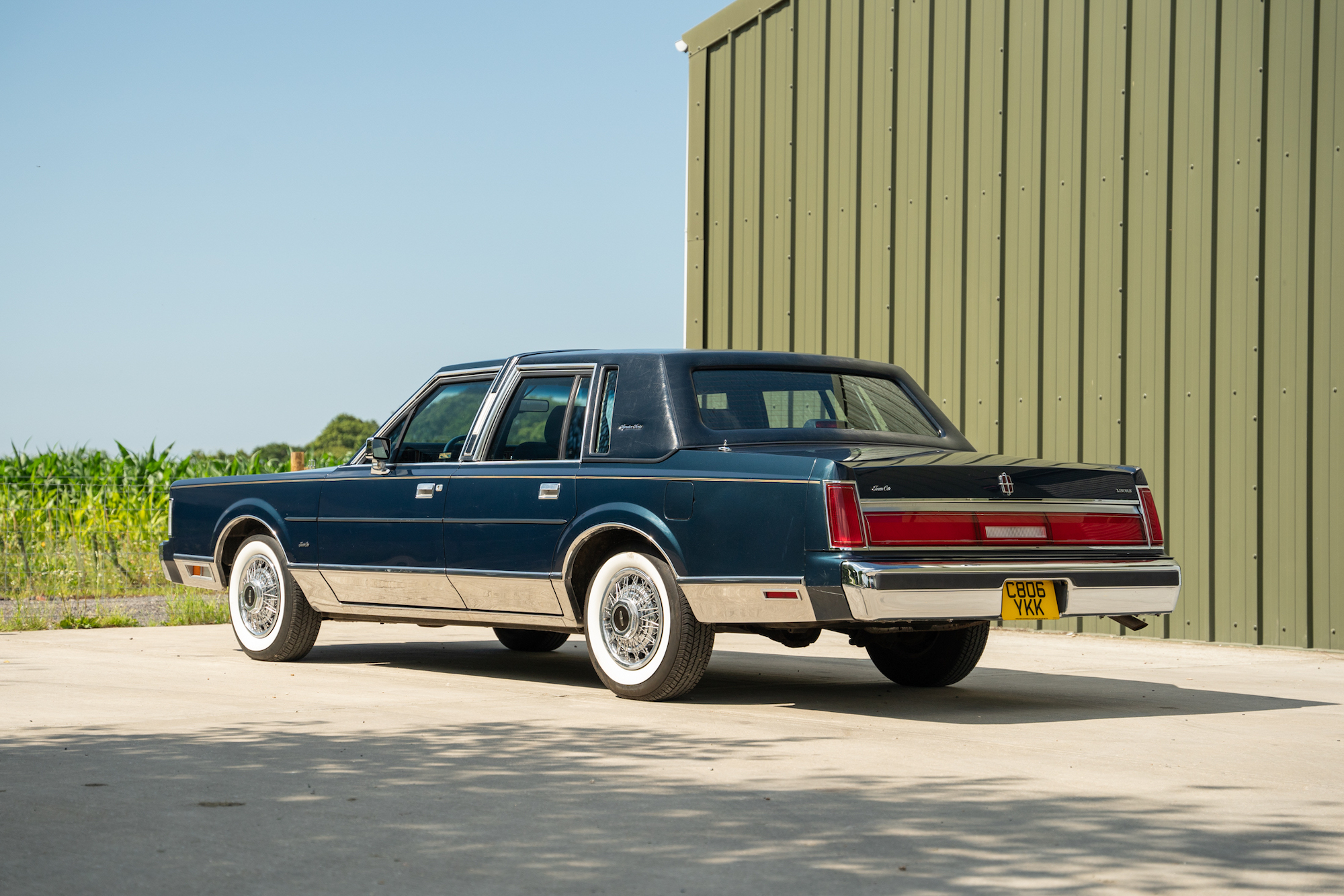 1986 LINCOLN TOWN CAR