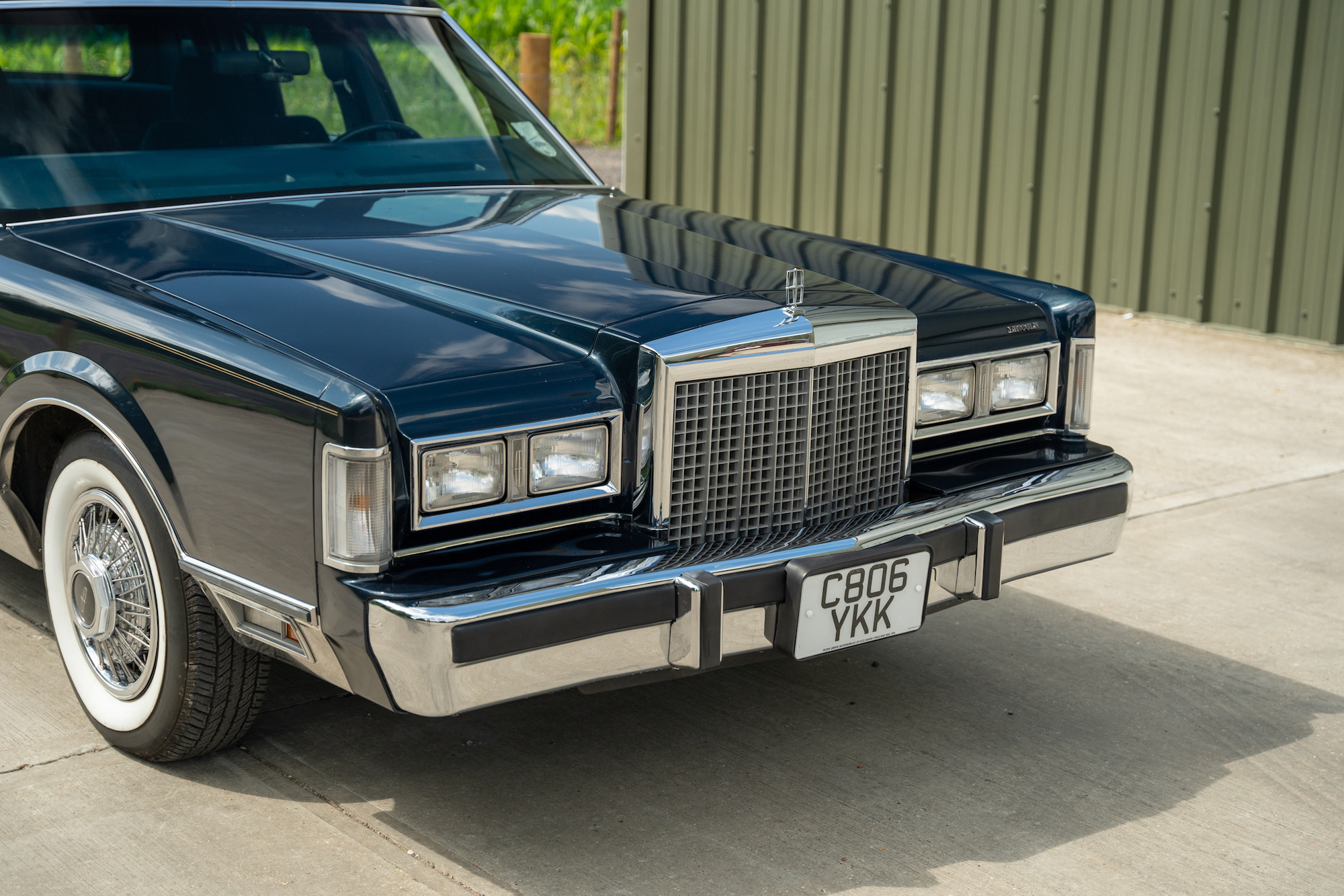 1986 LINCOLN TOWN CAR