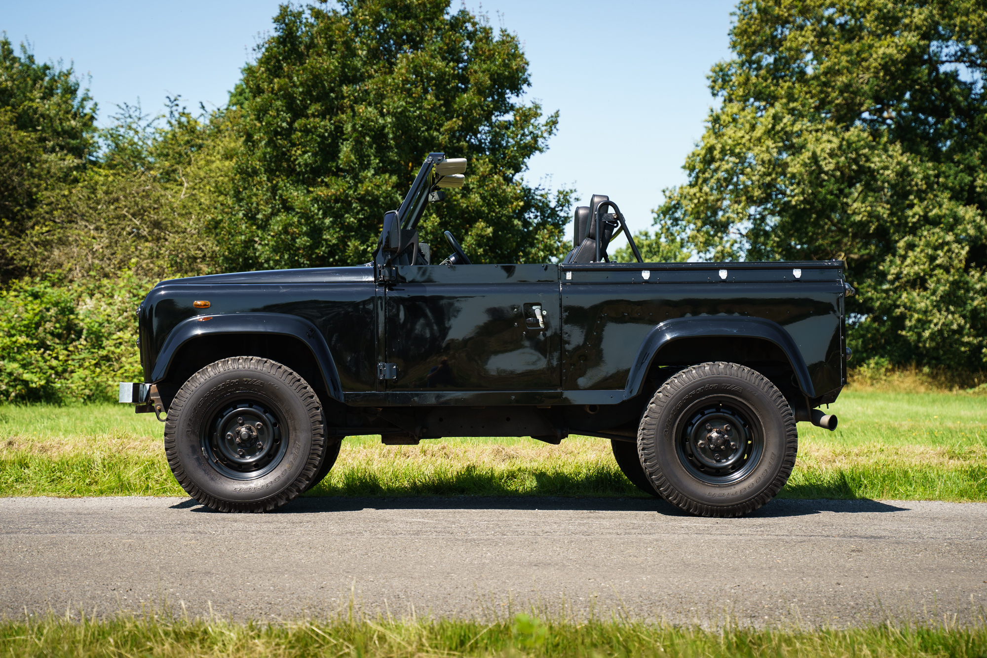 2000 LAND ROVER DEFENDER 90 TD5 SOFT TOP for sale by auction in Henley ...