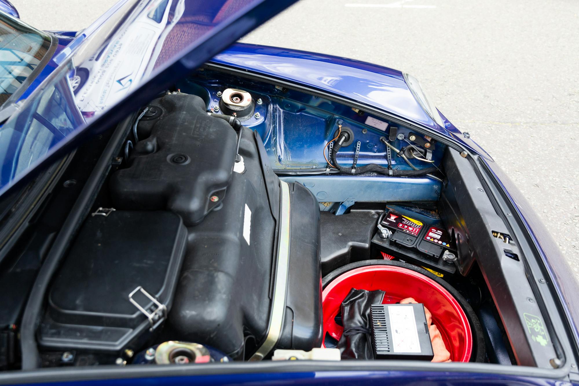 1996 PORSCHE 911 (993) CARRERA 2 - MANUAL