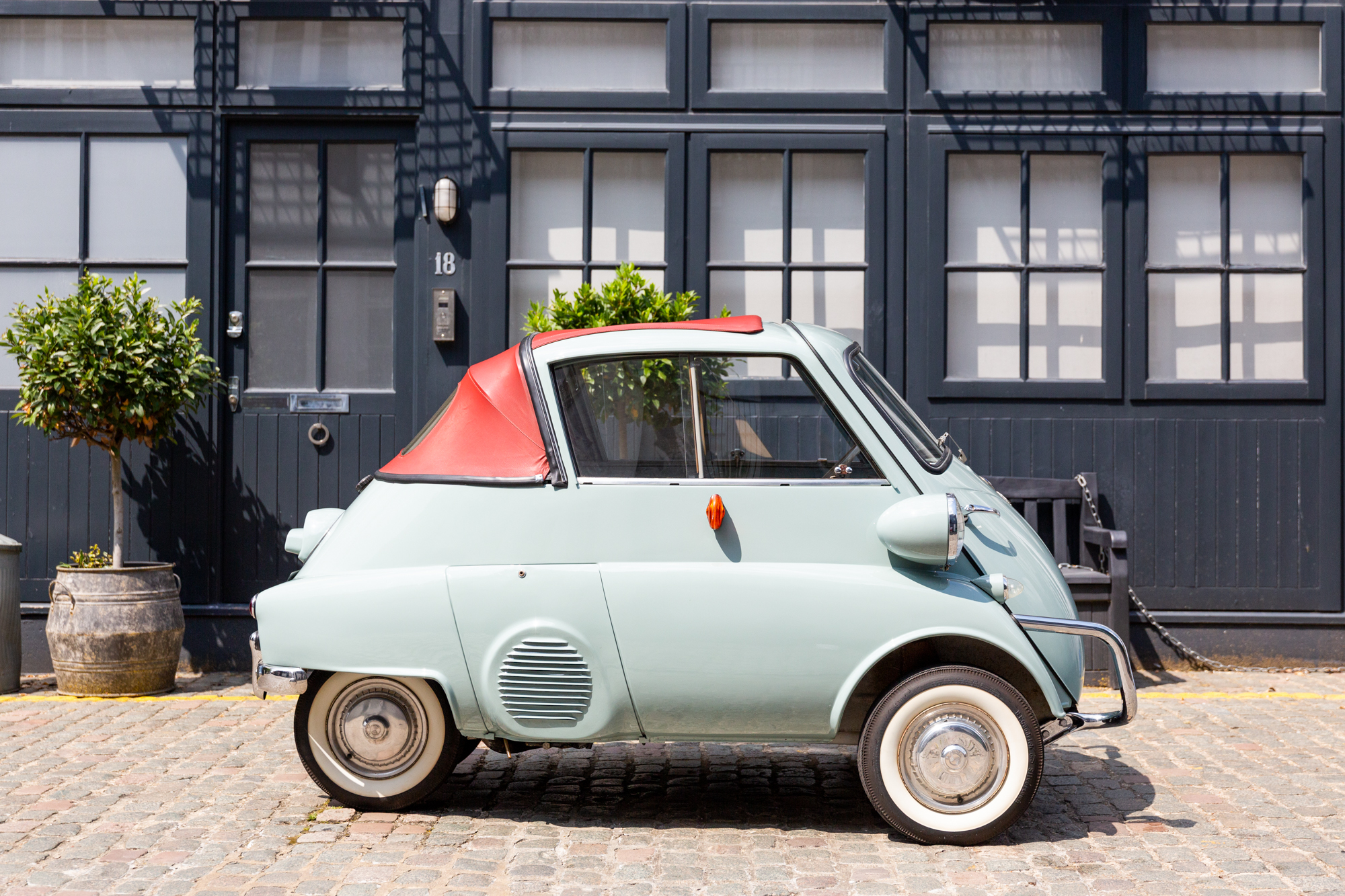 1957 BMW ISETTA 300 CONVERTIBLE