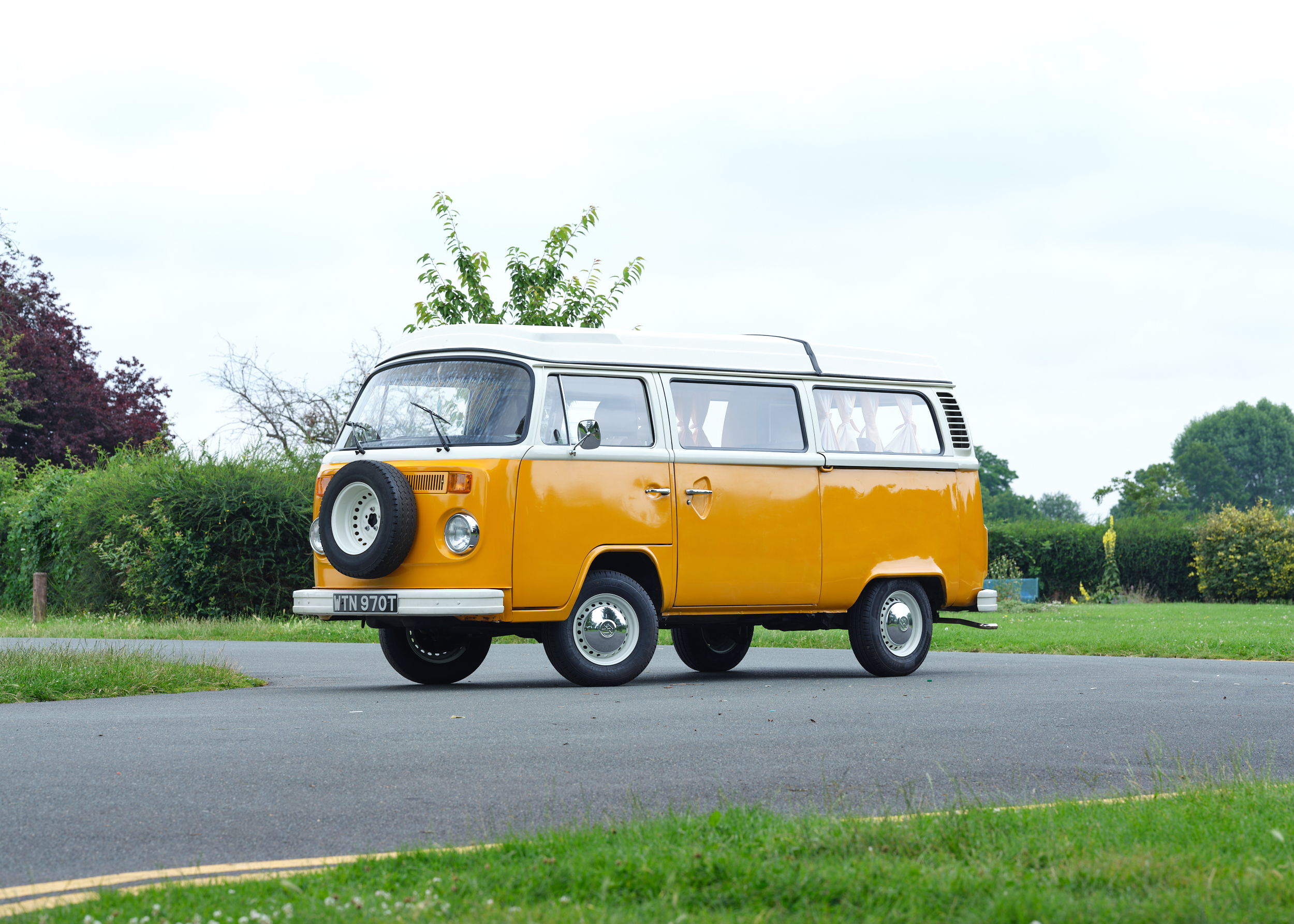 1979 VOLKSWAGEN T2 CAMPERVAN for sale by auction in Romford, Essex ...