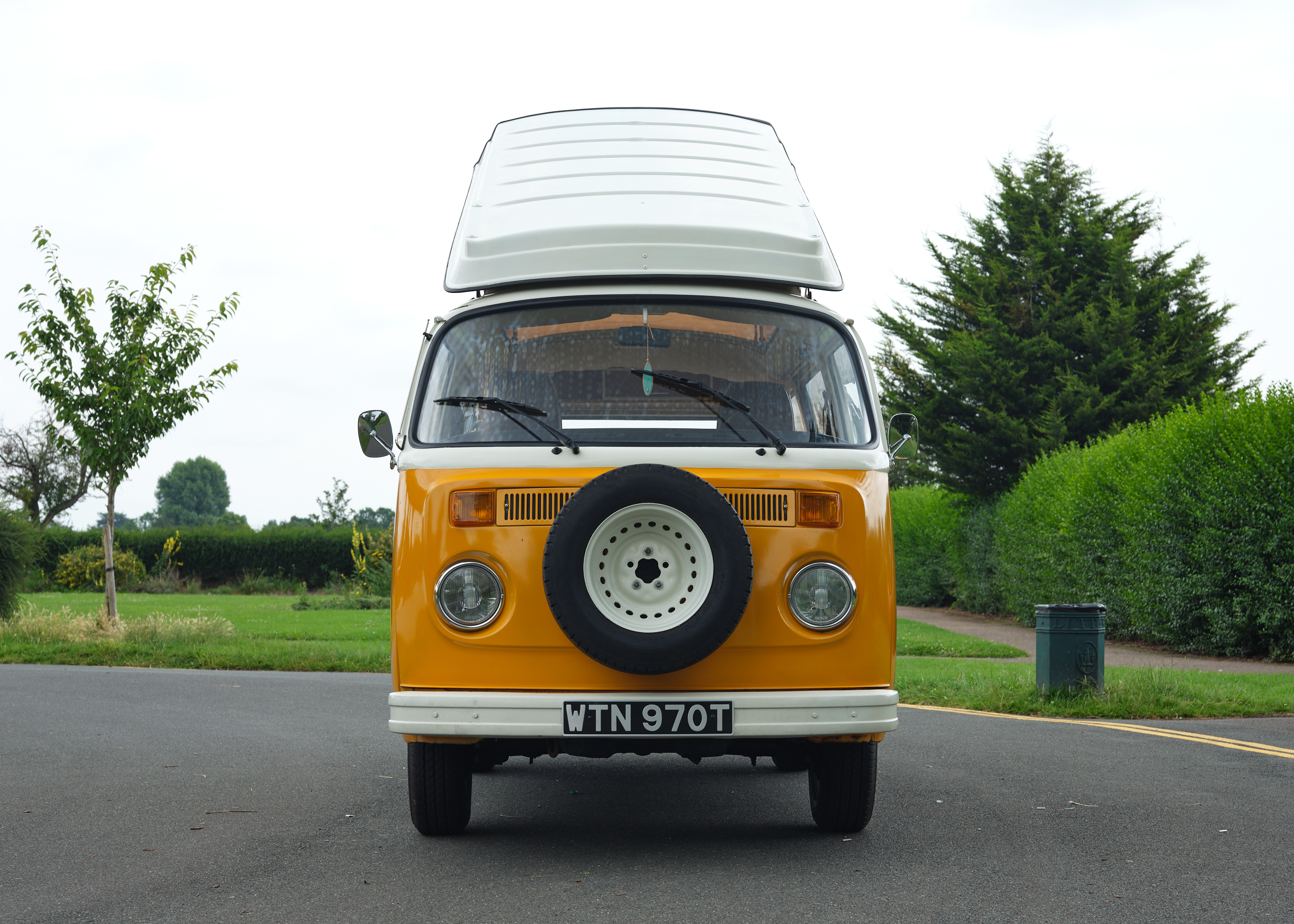1979 VOLKSWAGEN T2 CAMPERVAN for sale by auction in Romford, Essex ...