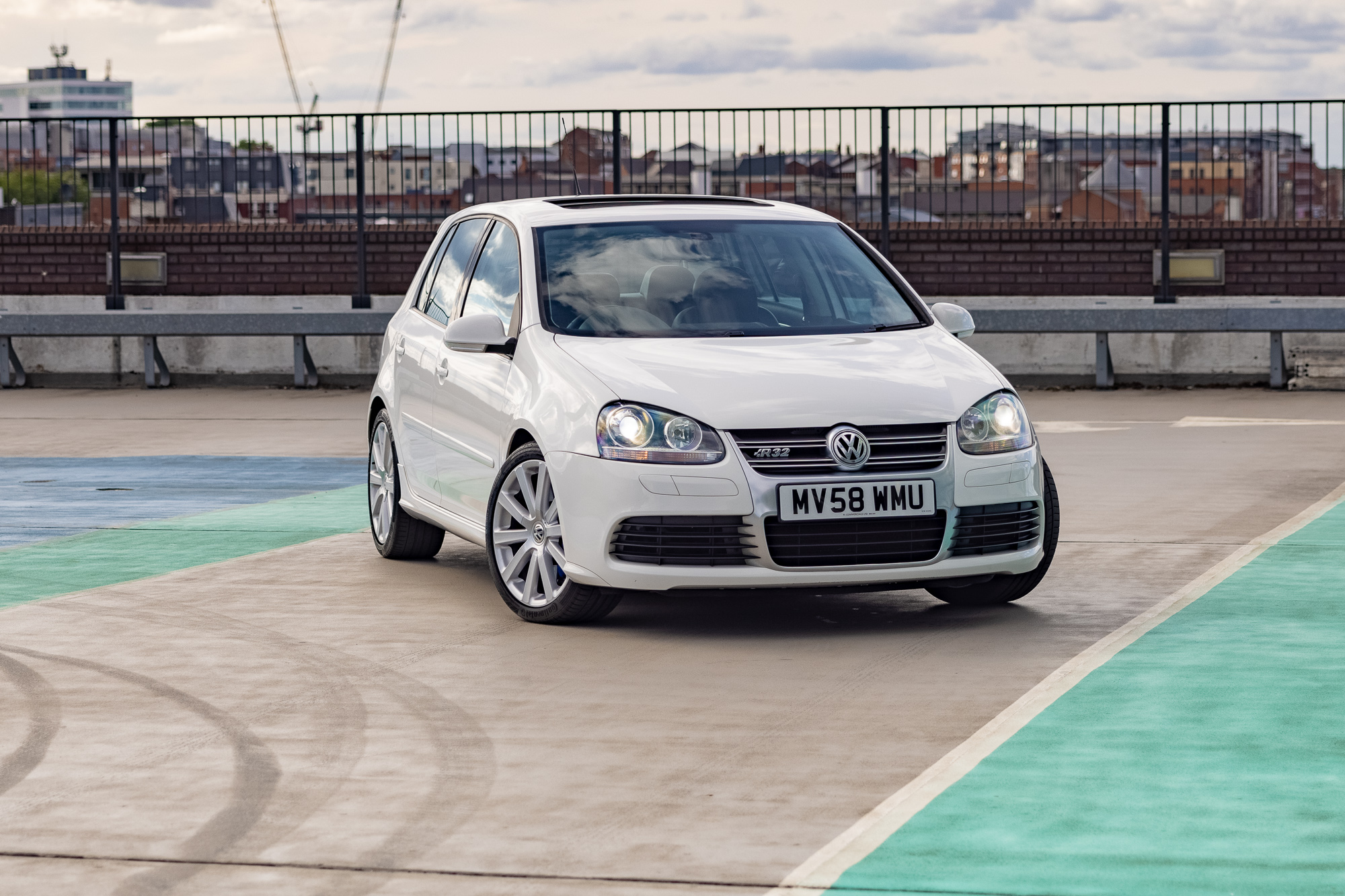 2008 VOLKSWAGEN GOLF (MK5) R32 for sale by auction in Birmingham, West ...