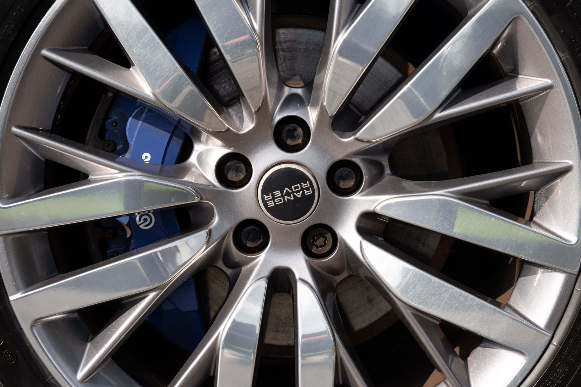 2015 RANGE ROVER SPORT SVR - 14,352 MILES