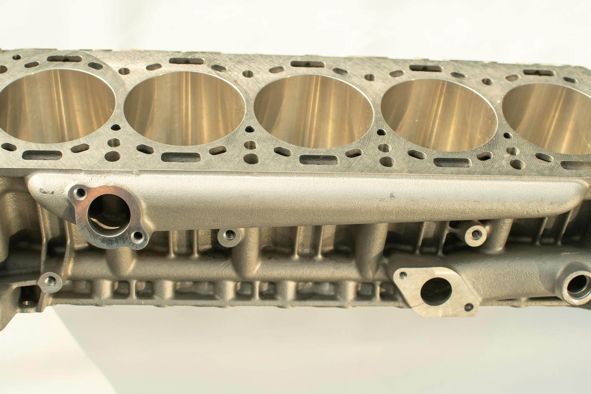 PORSCHE CARRERA GT ENGINE BLOCK