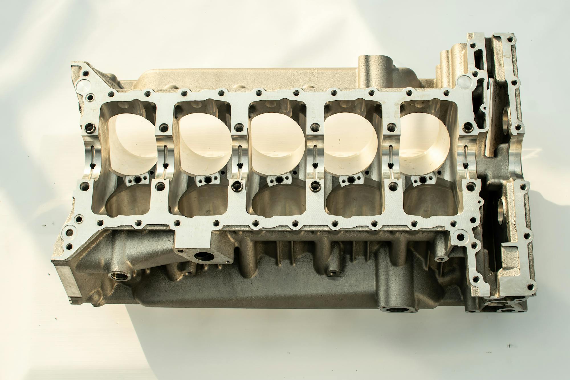 PORSCHE CARRERA GT ENGINE BLOCK
