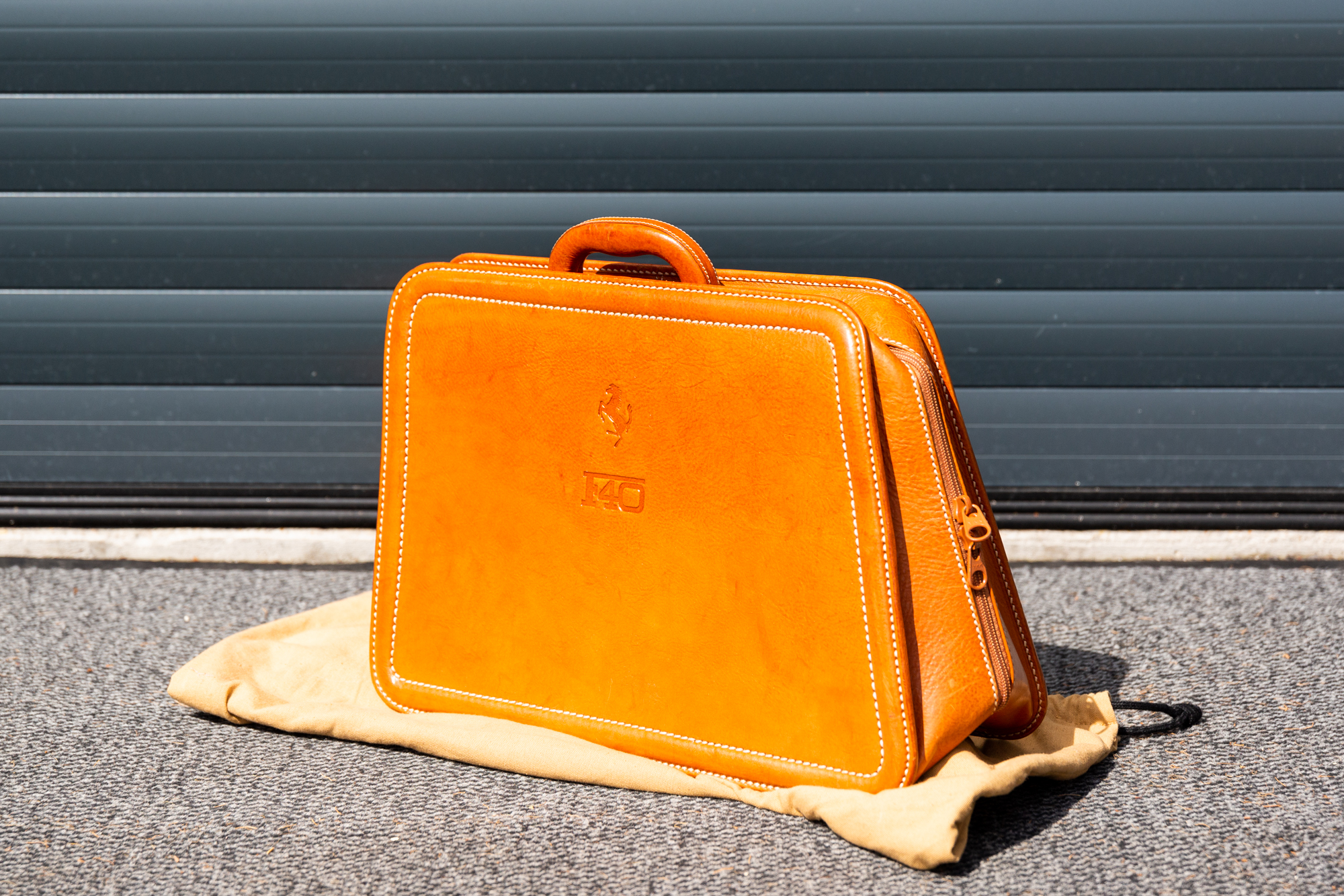 SCHEDONI LUGGAGE FOR FERRARI F40 for sale by auction in West Midlands ...