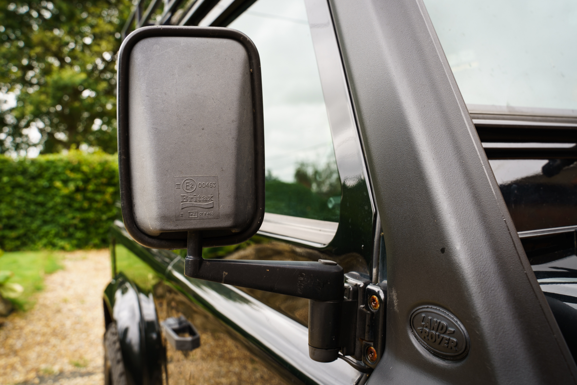 2012 LAND ROVER DEFENDER HARDTOP 90 XS for sale by auction in Wingrave ...