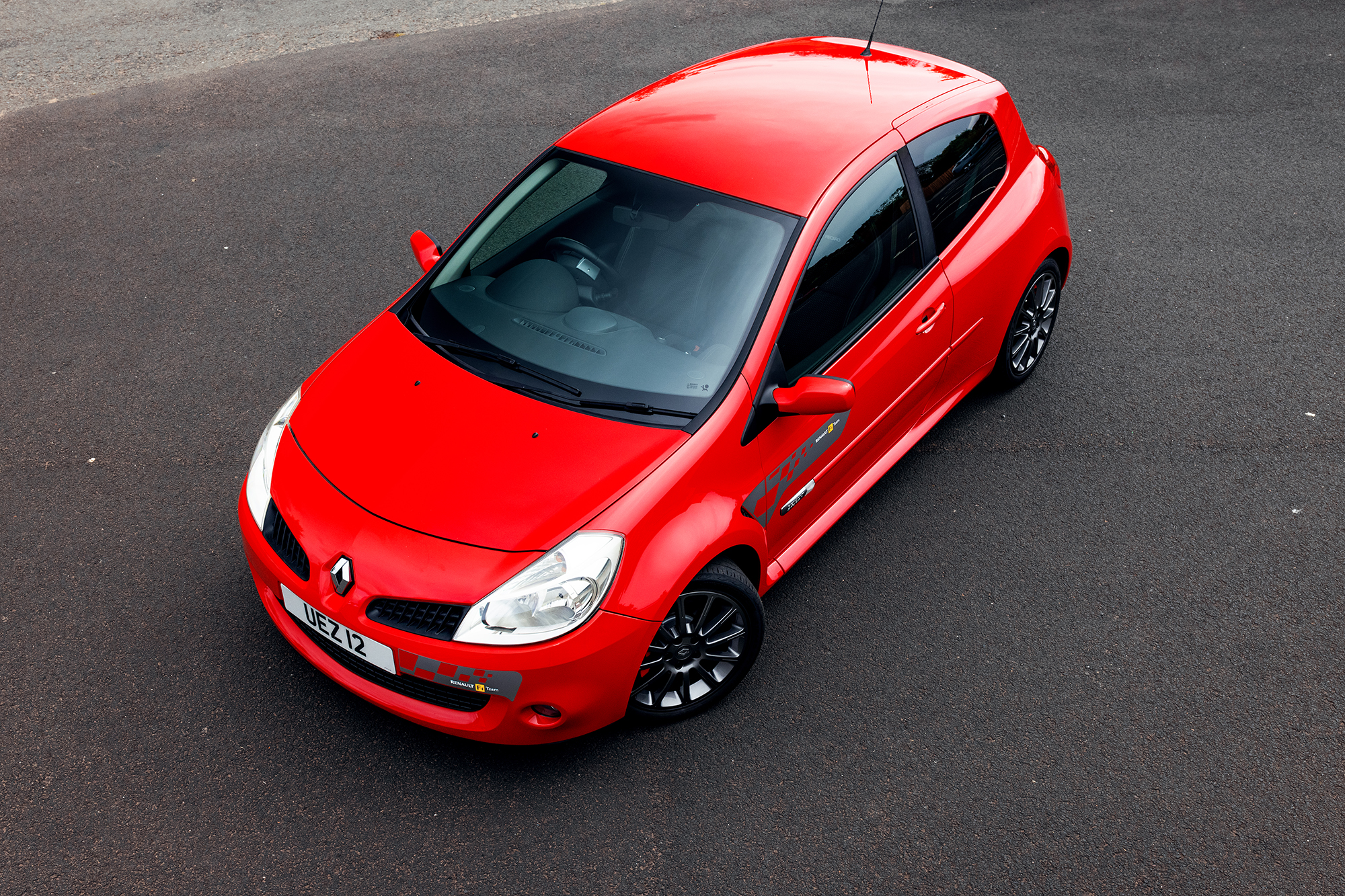 2007 RENAULTSPORT CLIO 197 F1 TEAM R27 for sale by auction in Belfast ...