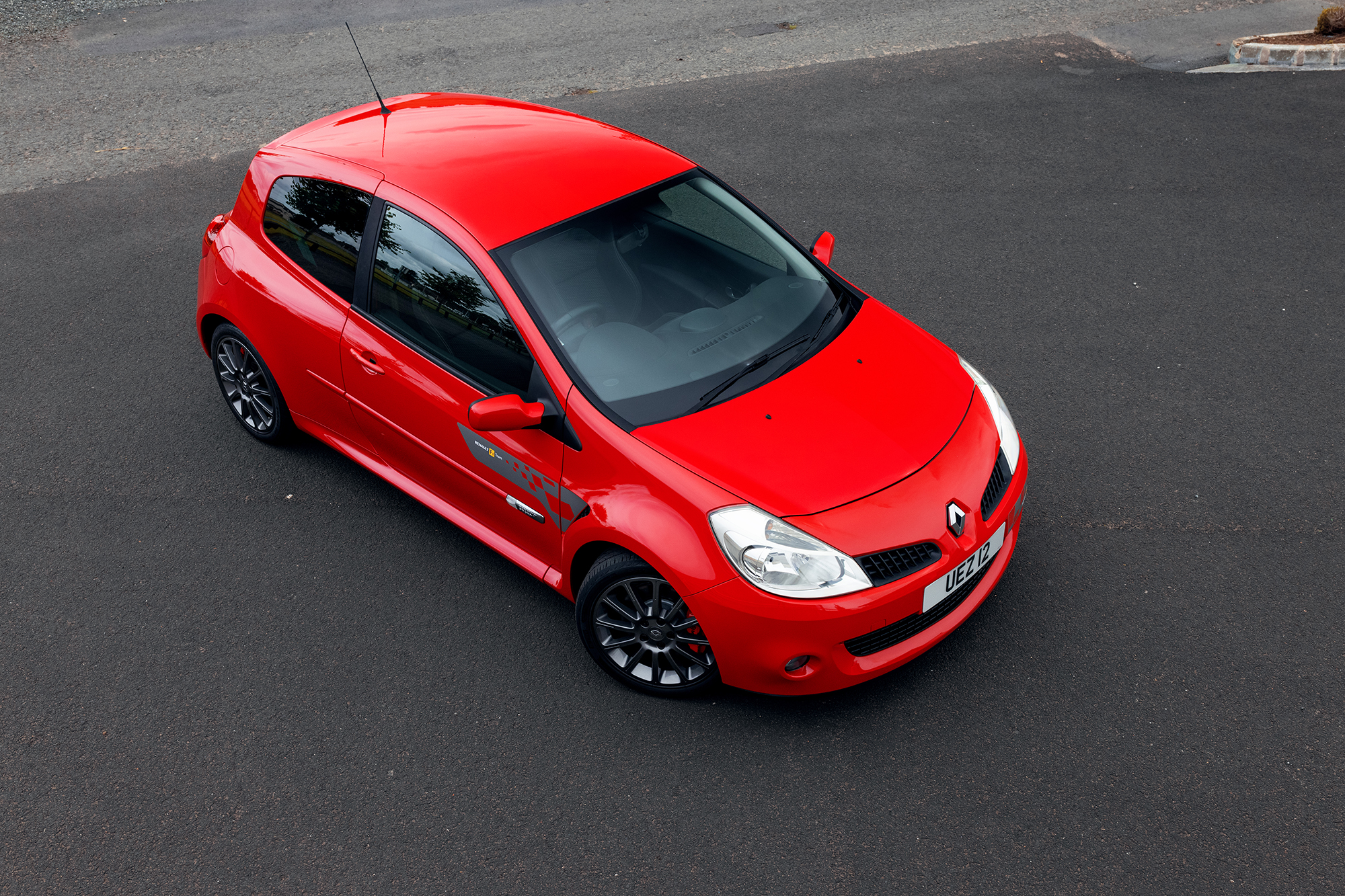 2007 RENAULTSPORT CLIO 197 F1 TEAM R27 for sale by auction in Belfast ...