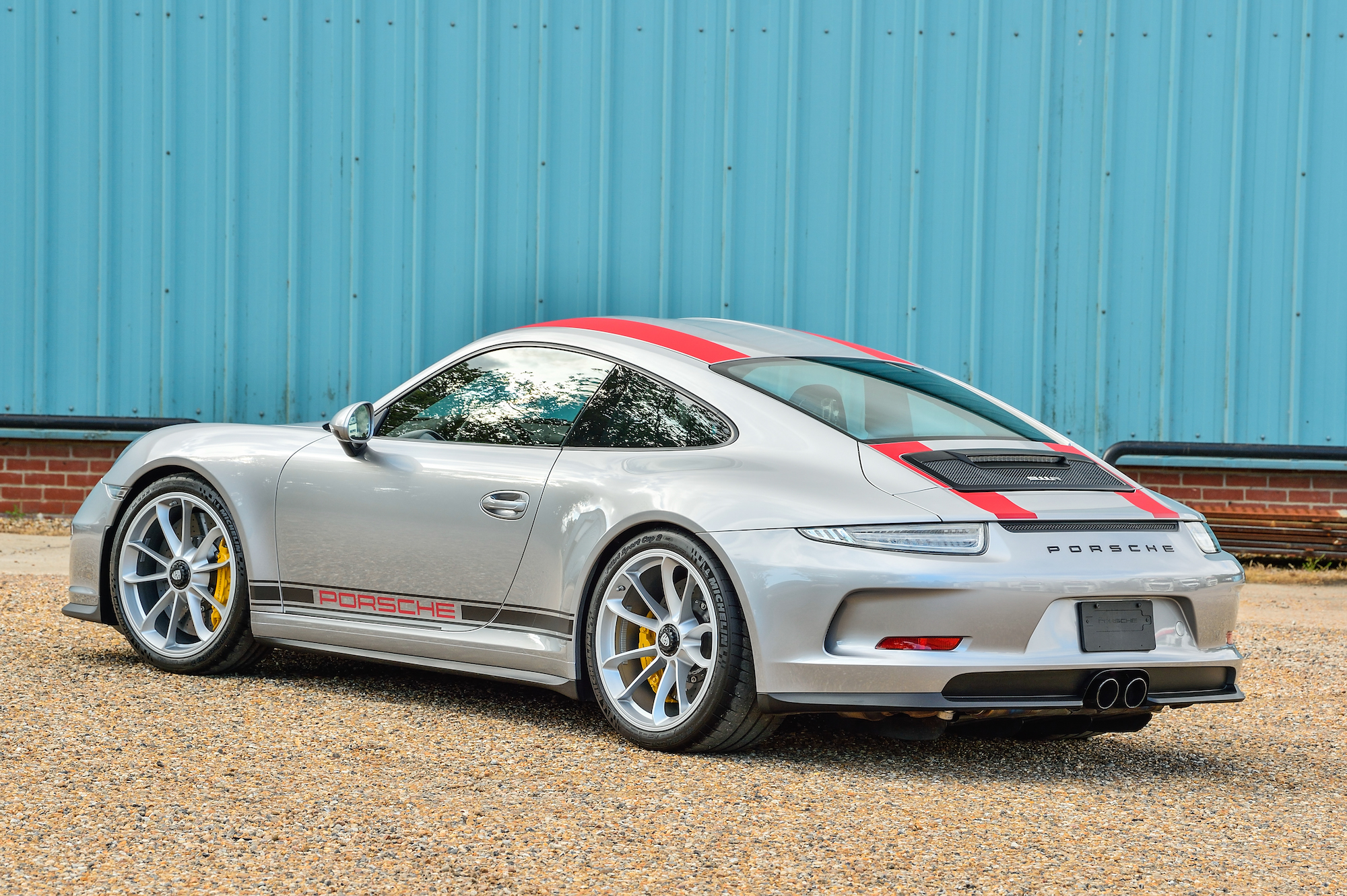 2016 PORSCHE 911 R - 1,489 MILES