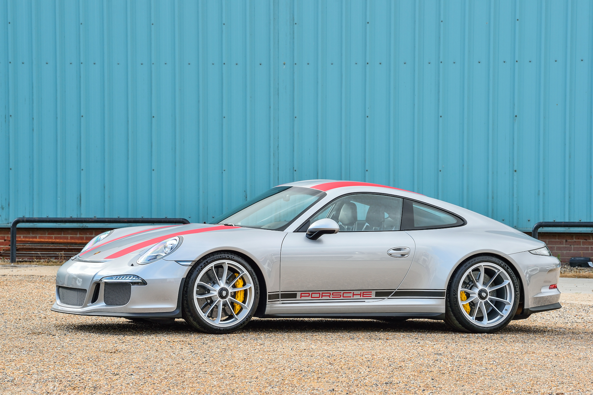 2016 PORSCHE 911 R - 1,489 MILES