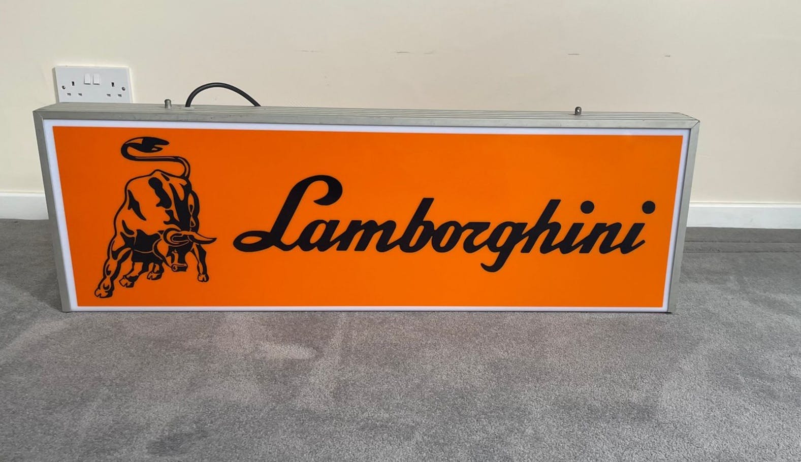 LAMBORGHINI ILLUMINATED DEALERSHIP SIGN