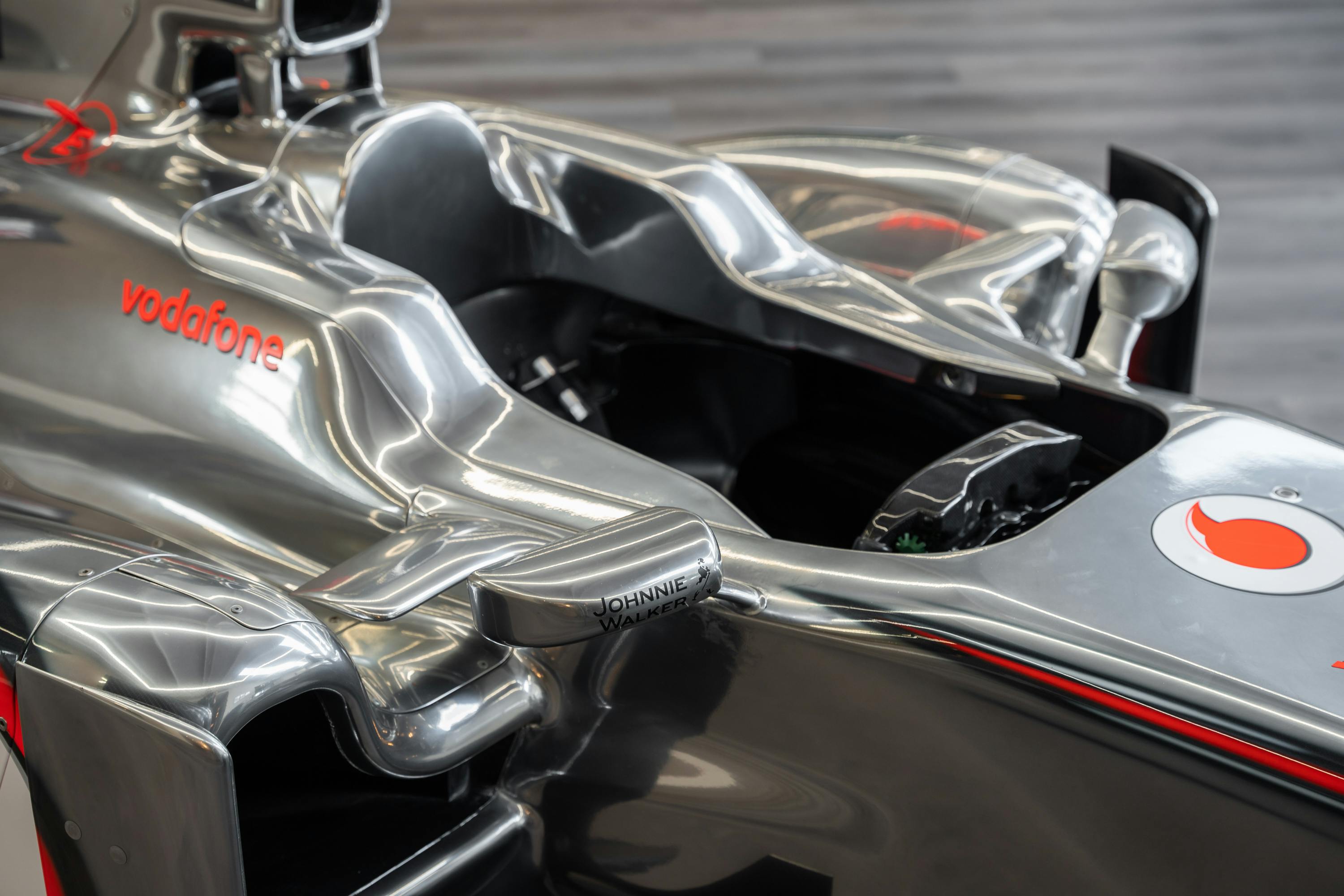 2011 MCLAREN MP4-26 FORMULA 1 SHOW CAR