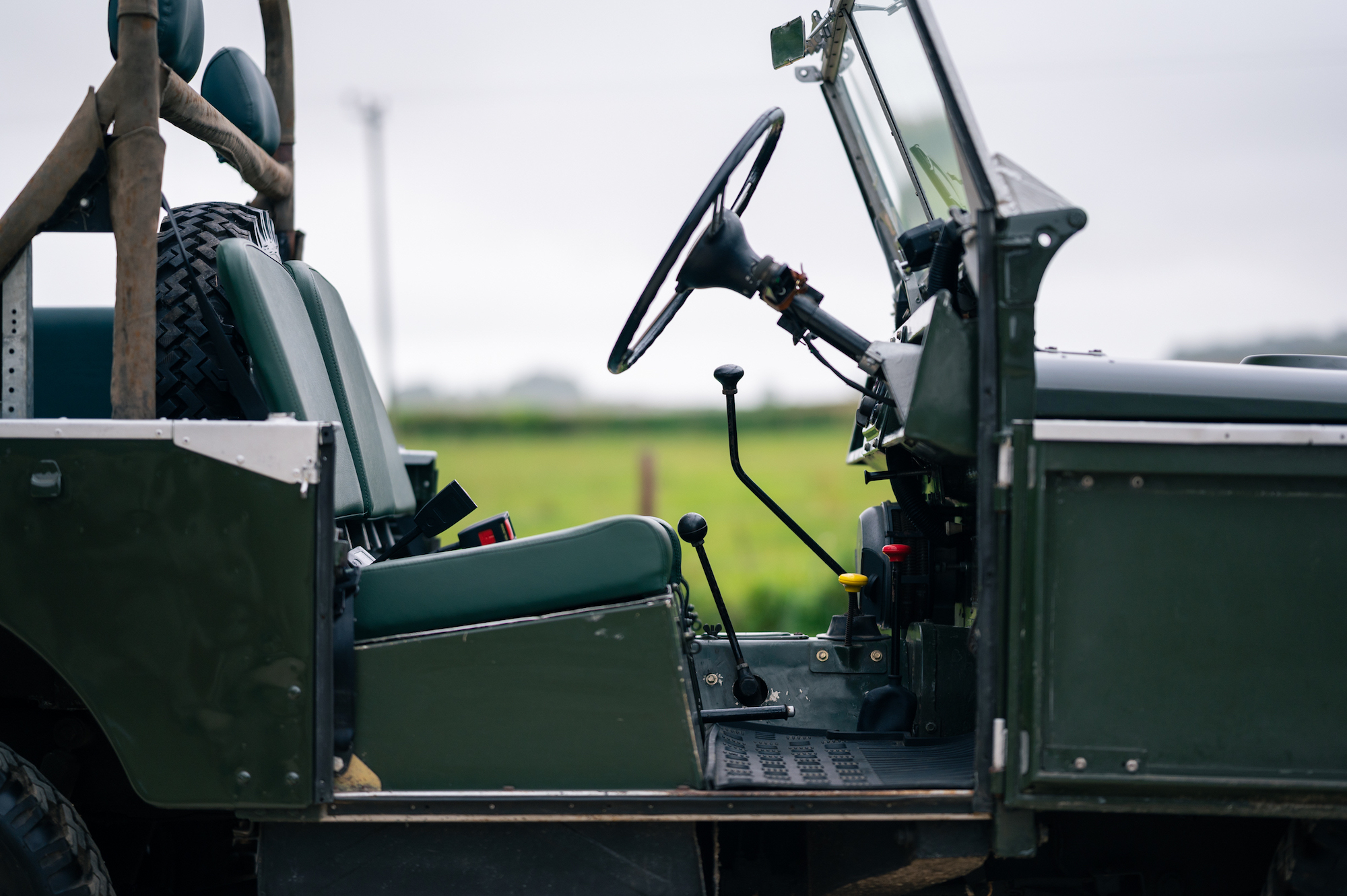 1956 LAND ROVER SERIES I 86”